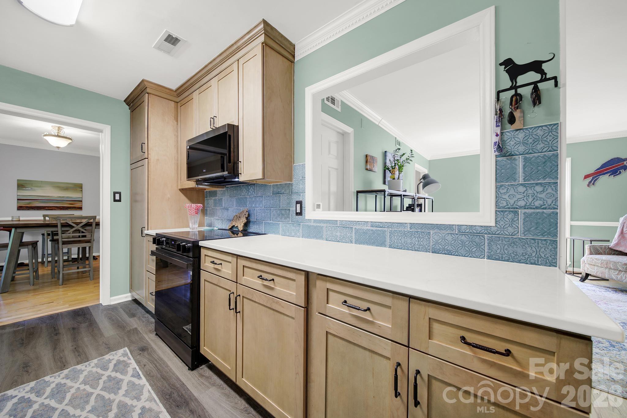 Photo 4 of 8802 Kirchenbaum Drive, Charlotte, NC