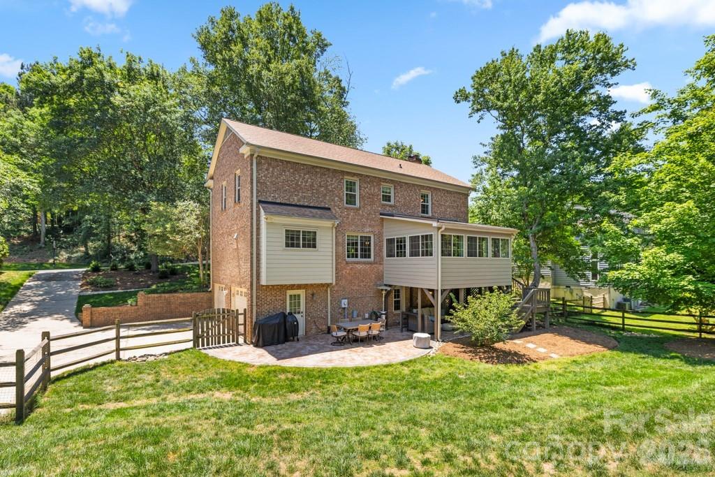 7814 Bradenton Drive, Charlotte, NC - photo 34 of 42