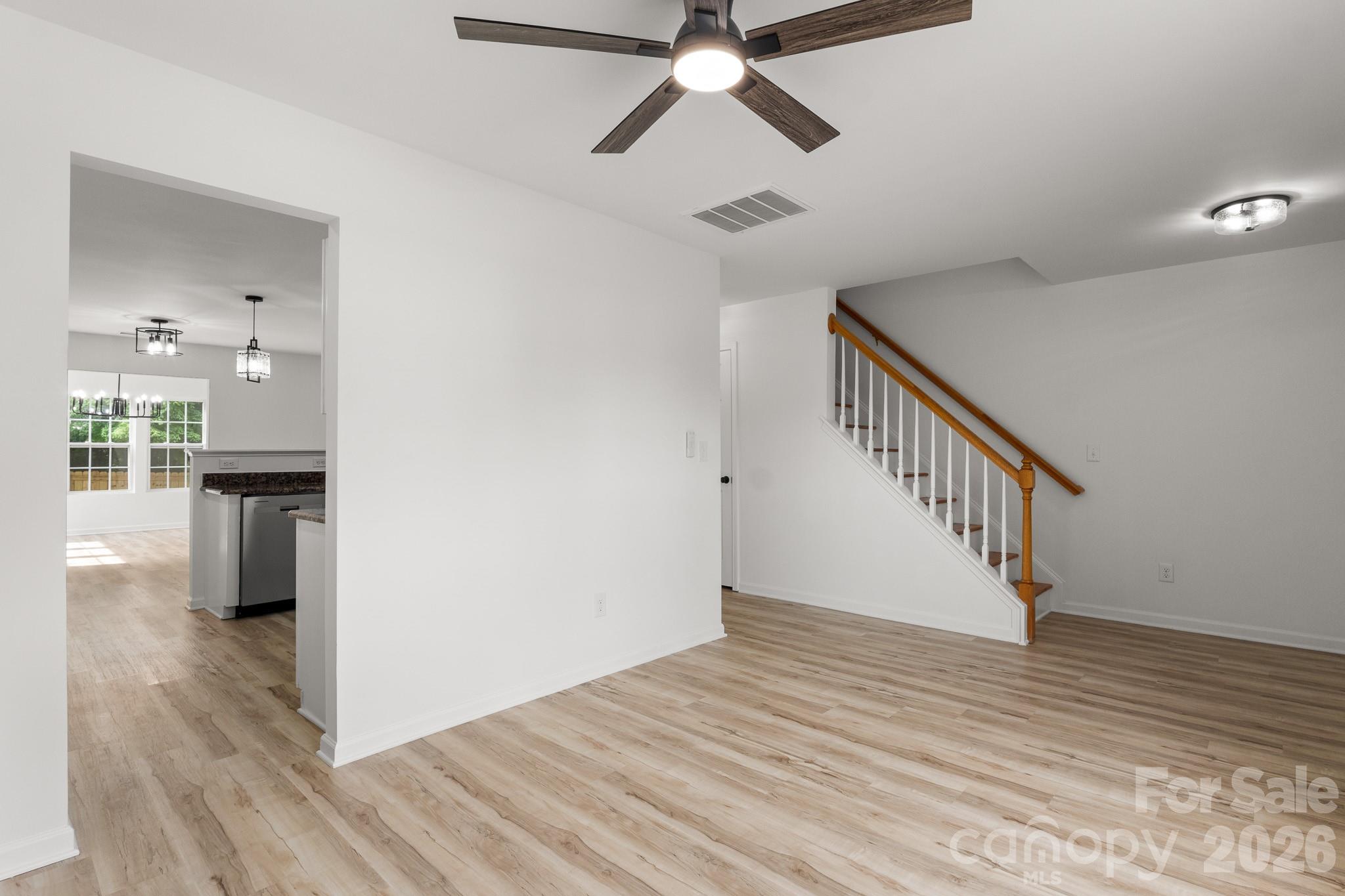 8723 Buttonwood Court, Charlotte, NC - photo 5 of 43