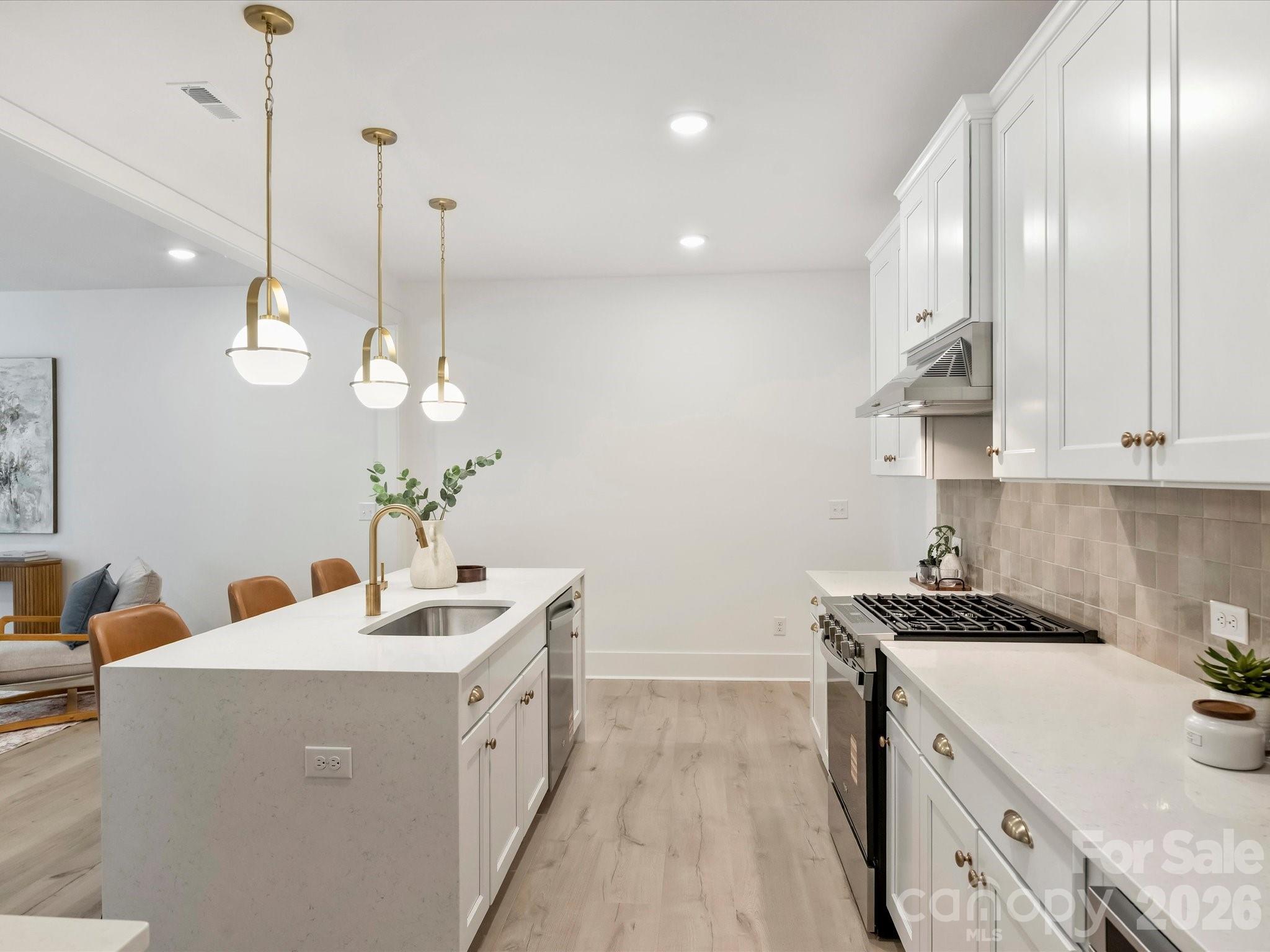 Photo 6 of 1125 E 35th Street, Charlotte, NC