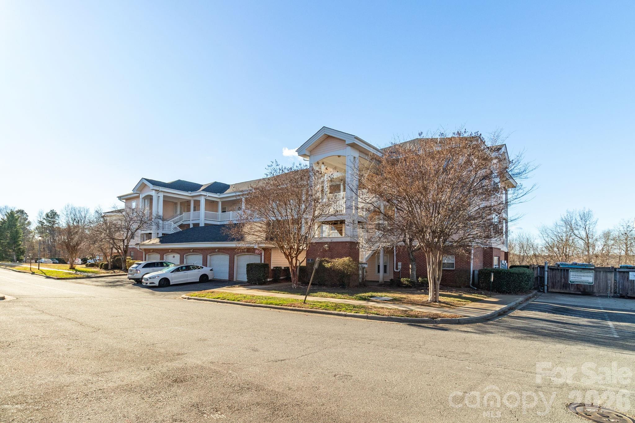 Photo 18 of 9047 Meadow Vista Road104, Charlotte, NC