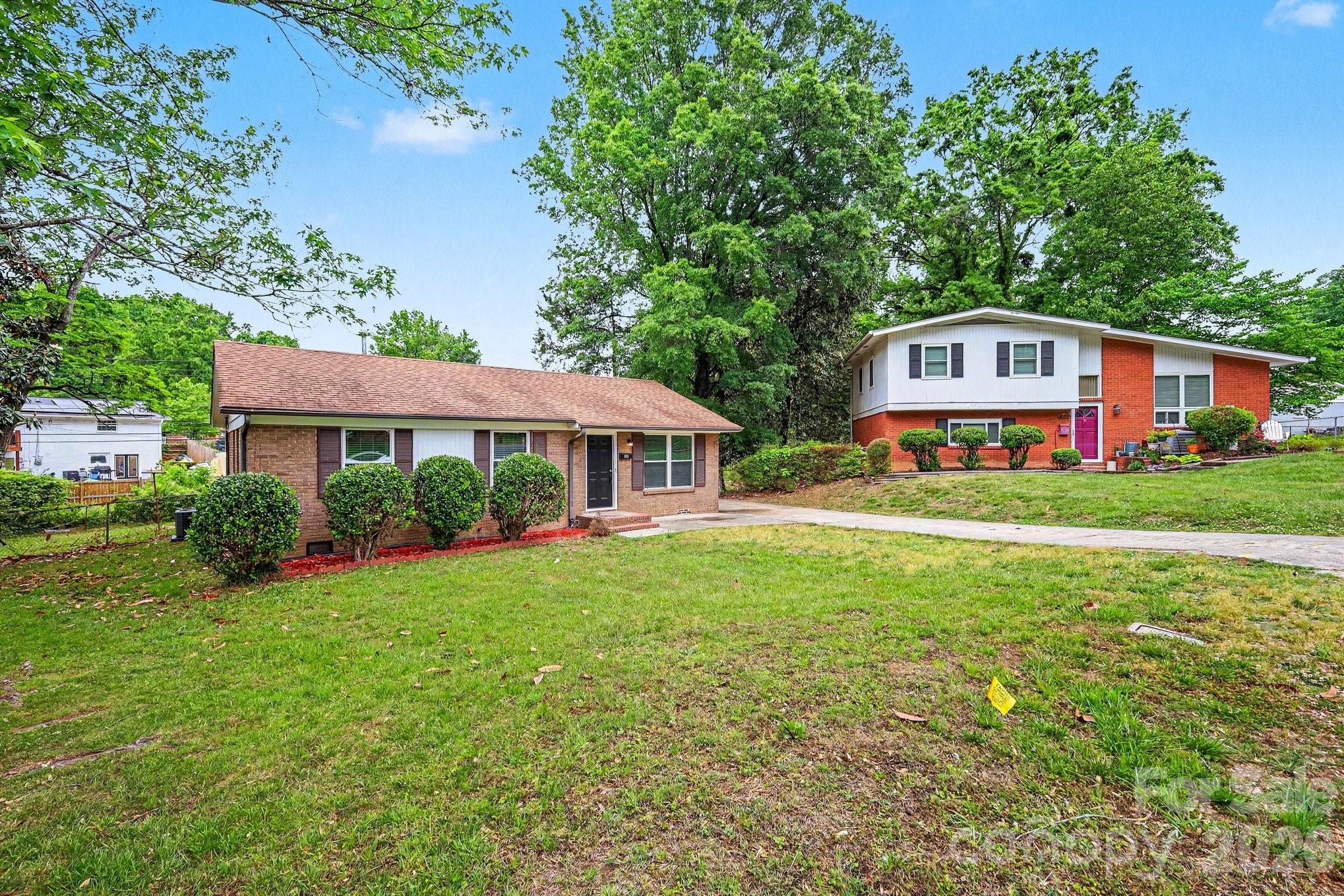 Photo 3 of 603 Dobson Drive, Charlotte, NC