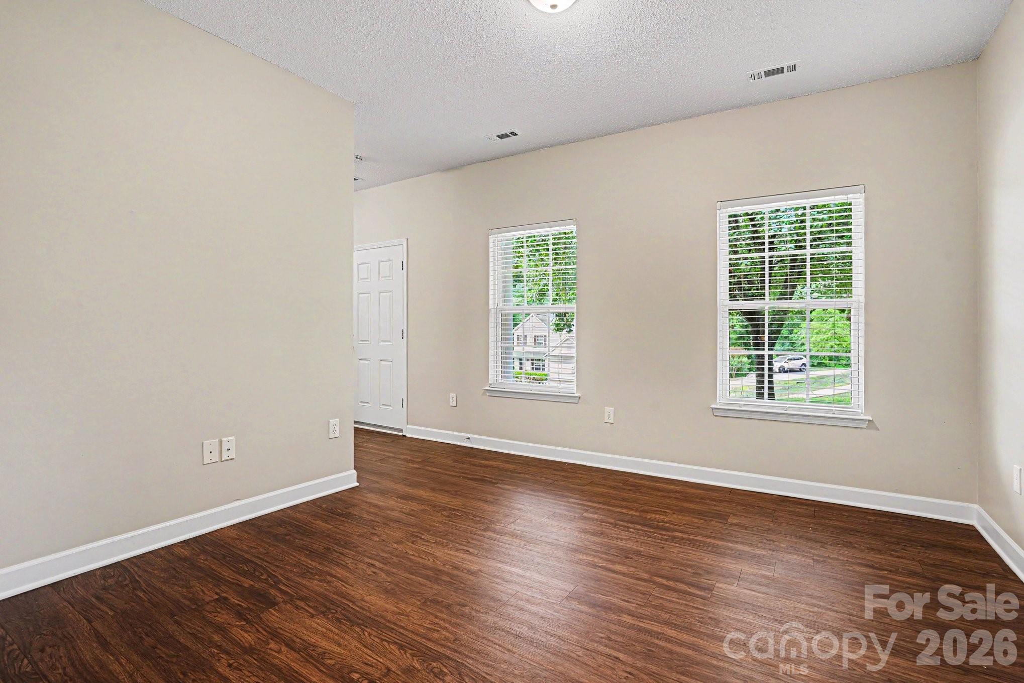 Photo 4 of 6116 Firethorne Lane, Concord, NC