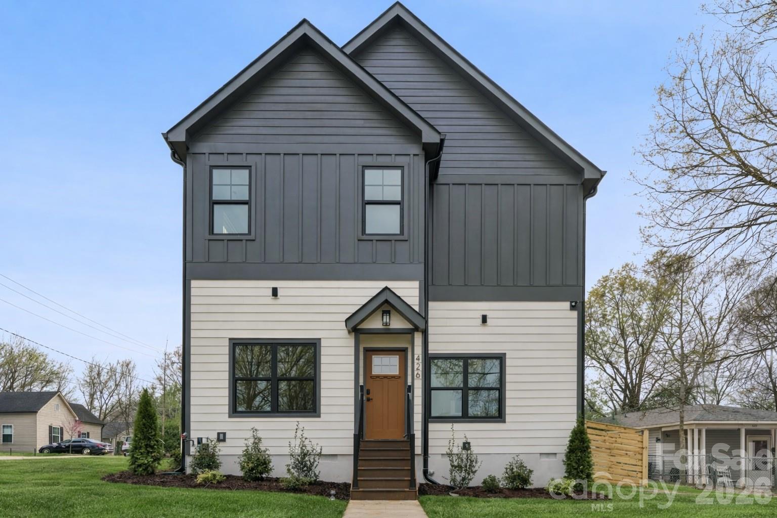Exterior of 426 E 19th Street, Charlotte, NC