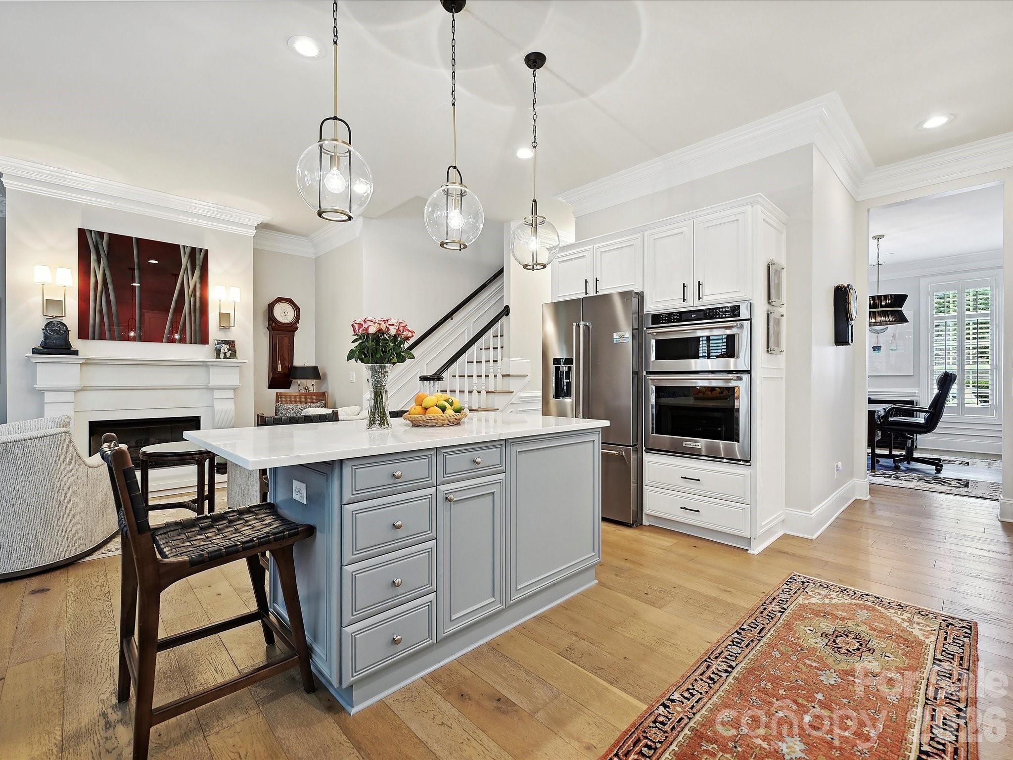 Photo 9 of 6309 Wakehurst Road, Charlotte, NC