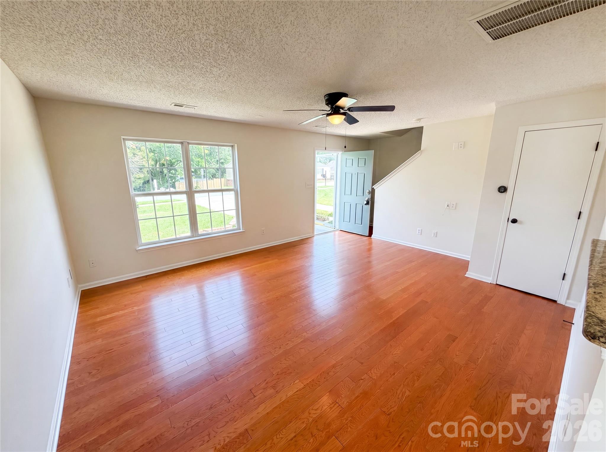 Photo 7 of 6121 Linda Vista Lane, Charlotte, NC