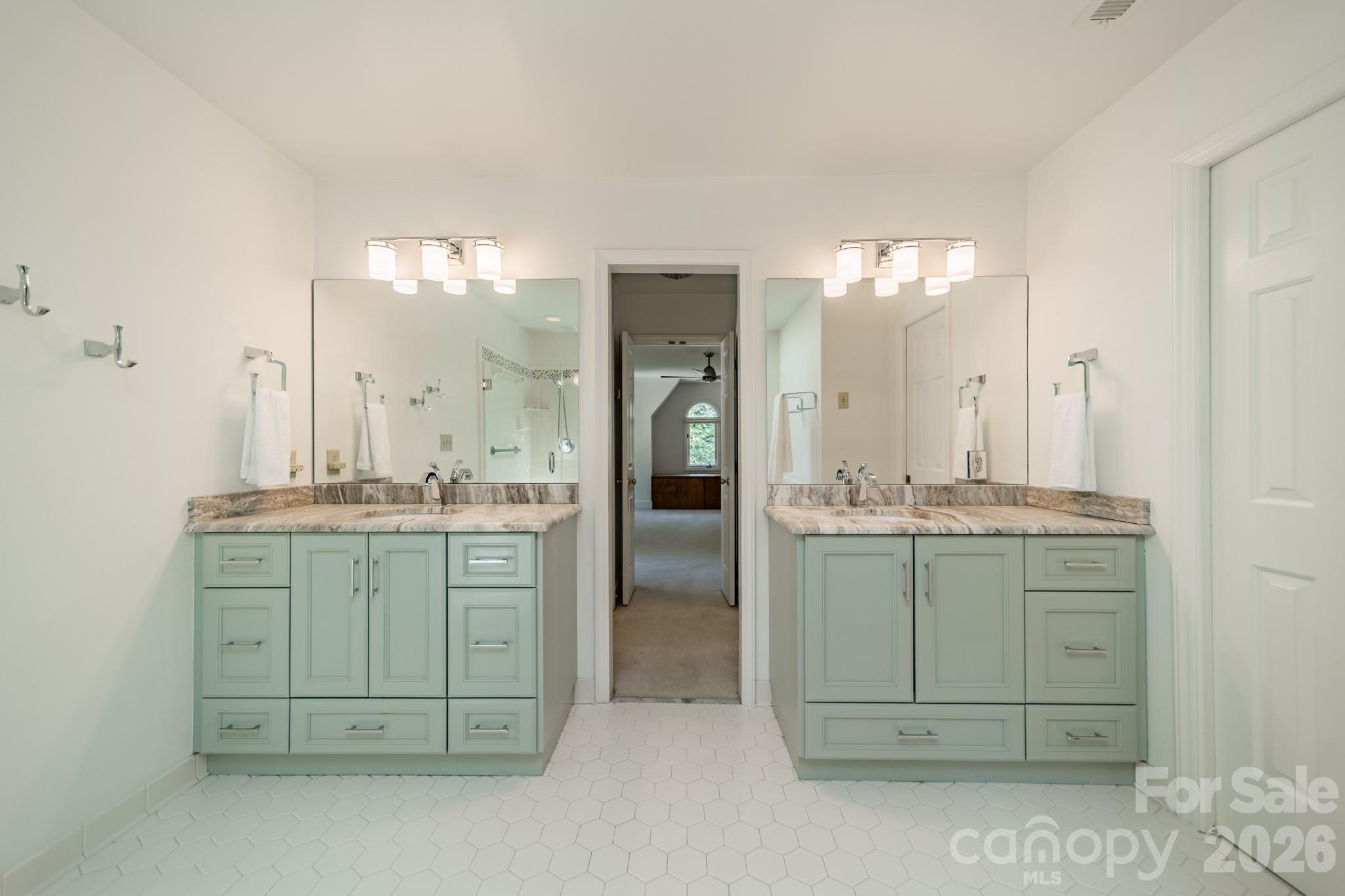 4332 Rosecliff Drive, Charlotte, NC - photo 32 of 49