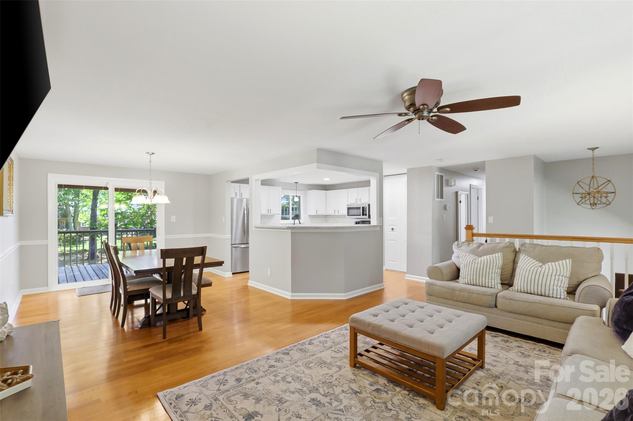 Photo 5 of 6723 Rollingridge Drive, Charlotte, NC