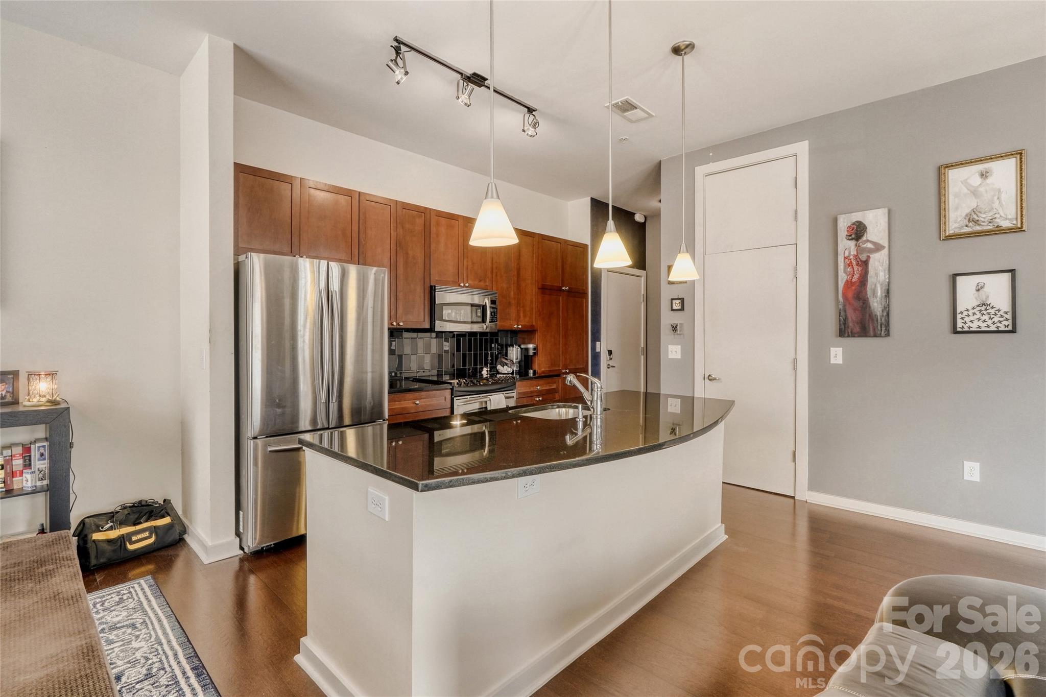 Photo 11 of 525 E 6th Street409, Charlotte, NC