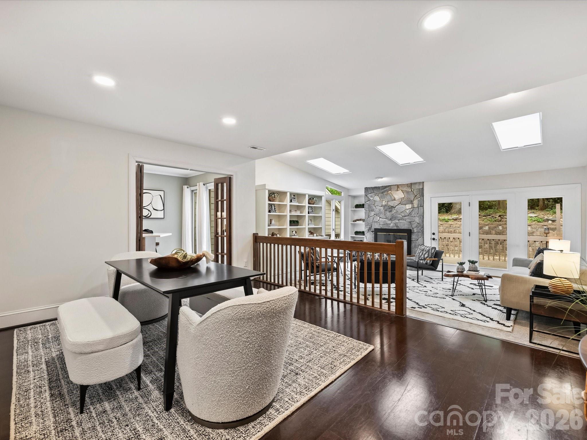 Photo 4 of 6434 Brandonwood Court, Charlotte, NC