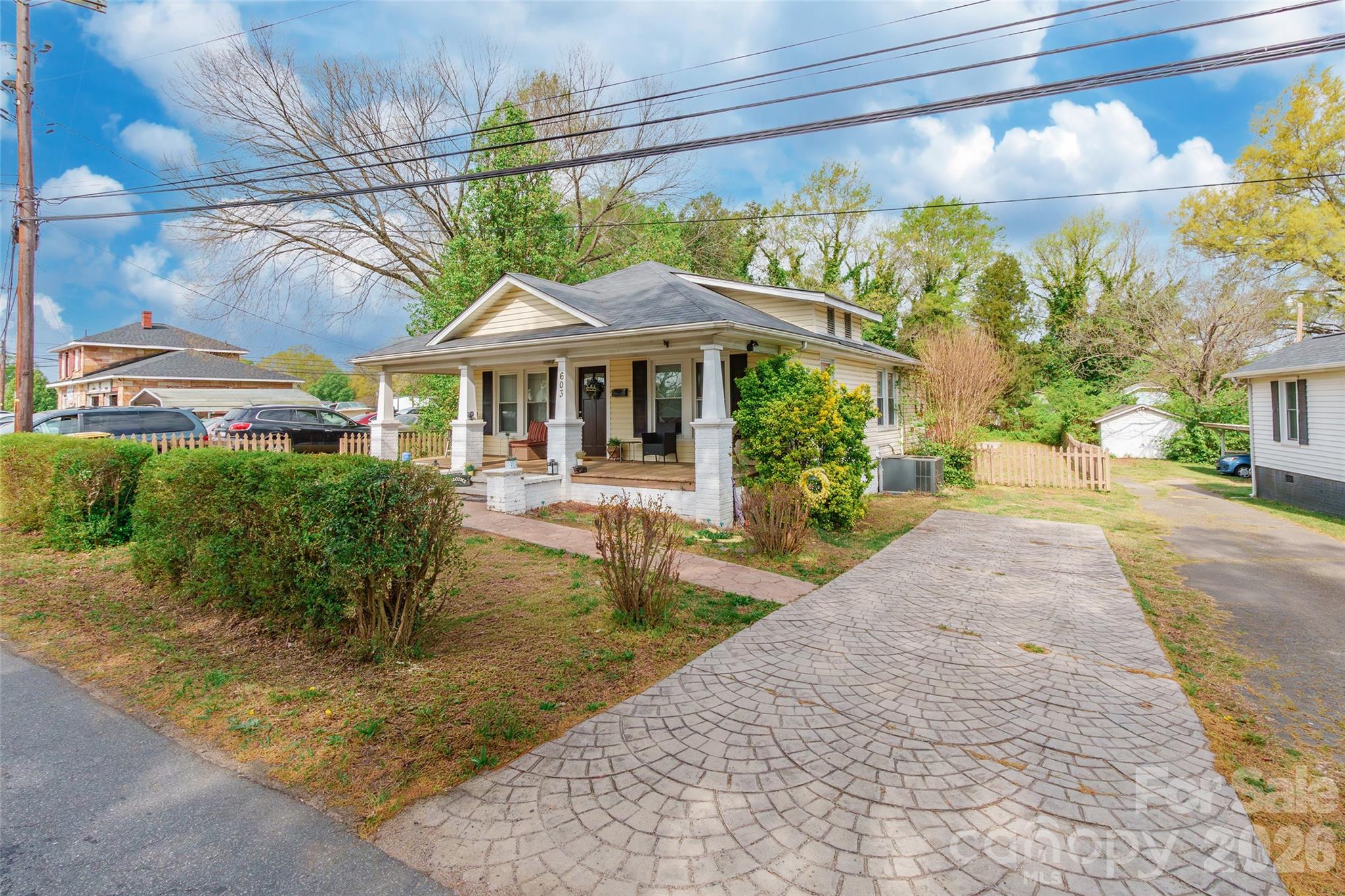 Photo 2 of 603 Fairview Street, Kannapolis, NC