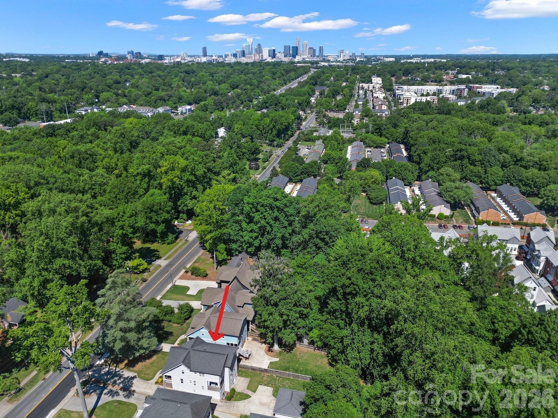 Home for sale at 3015 Commonwealth Avenue, Charlotte, NC — photo 2 of 33