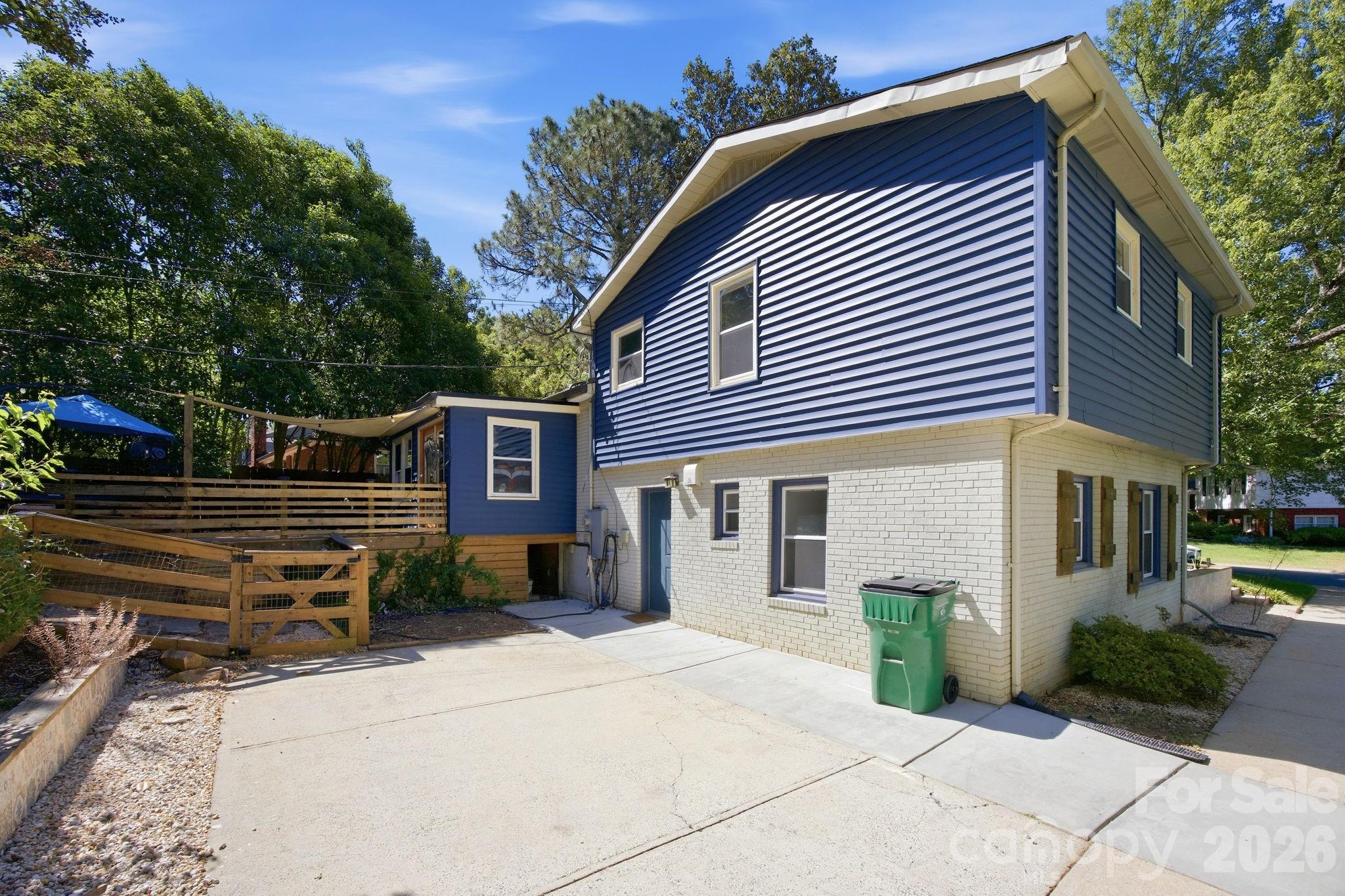 1941 Bentley Place, Charlotte, NC - photo 31 of 36