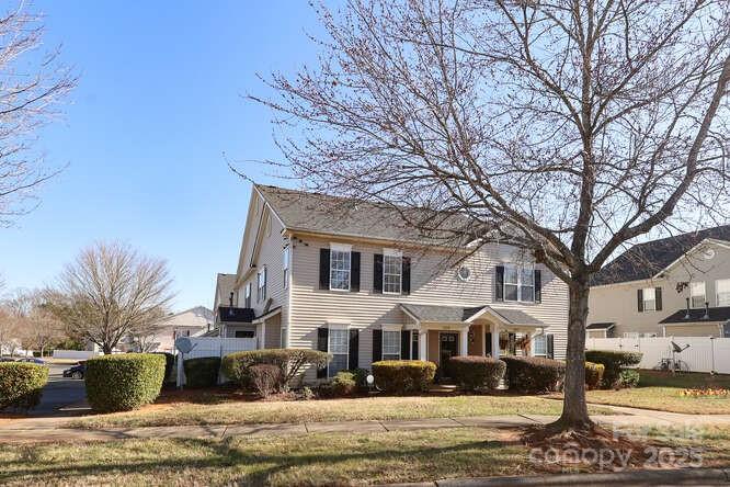 Photo 2 of 1109 Triece Lane, Charlotte, NC