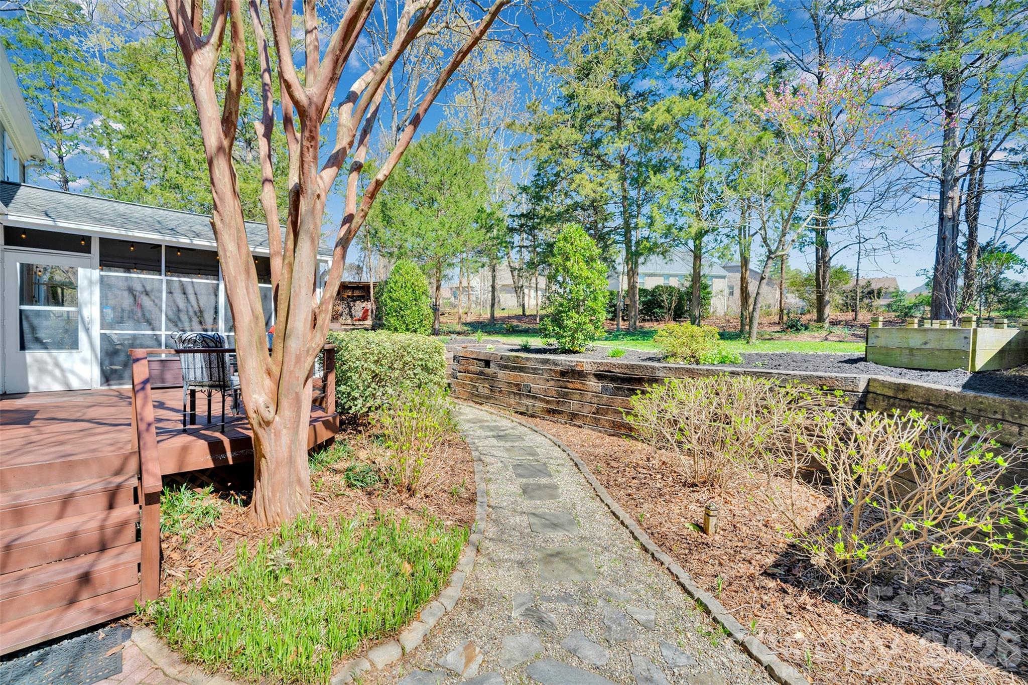 Photo 38 of 421 Sardis Lane, Charlotte, NC