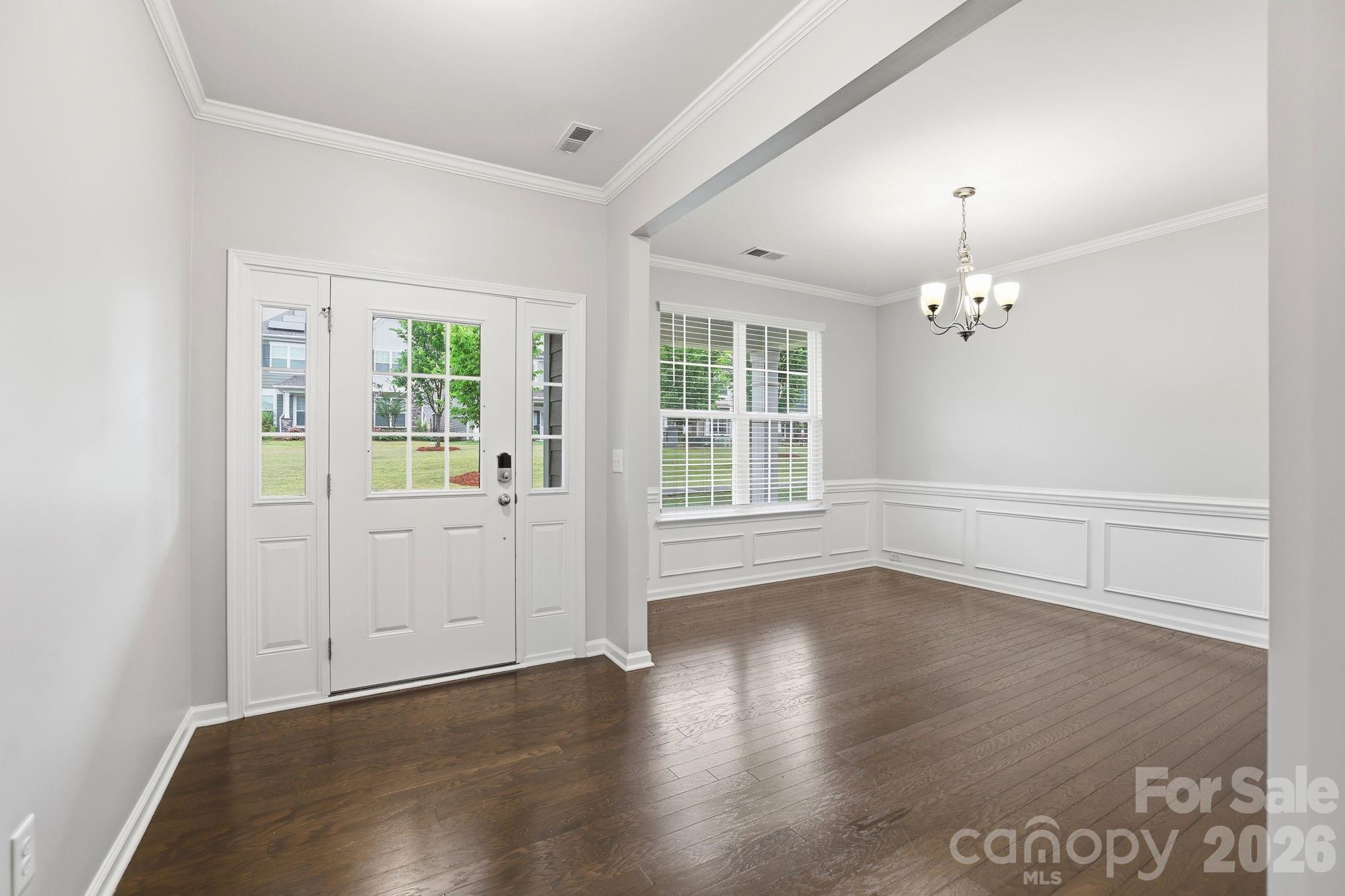 Photo 4 of 8123 Cornhill Avenue, Charlotte, NC