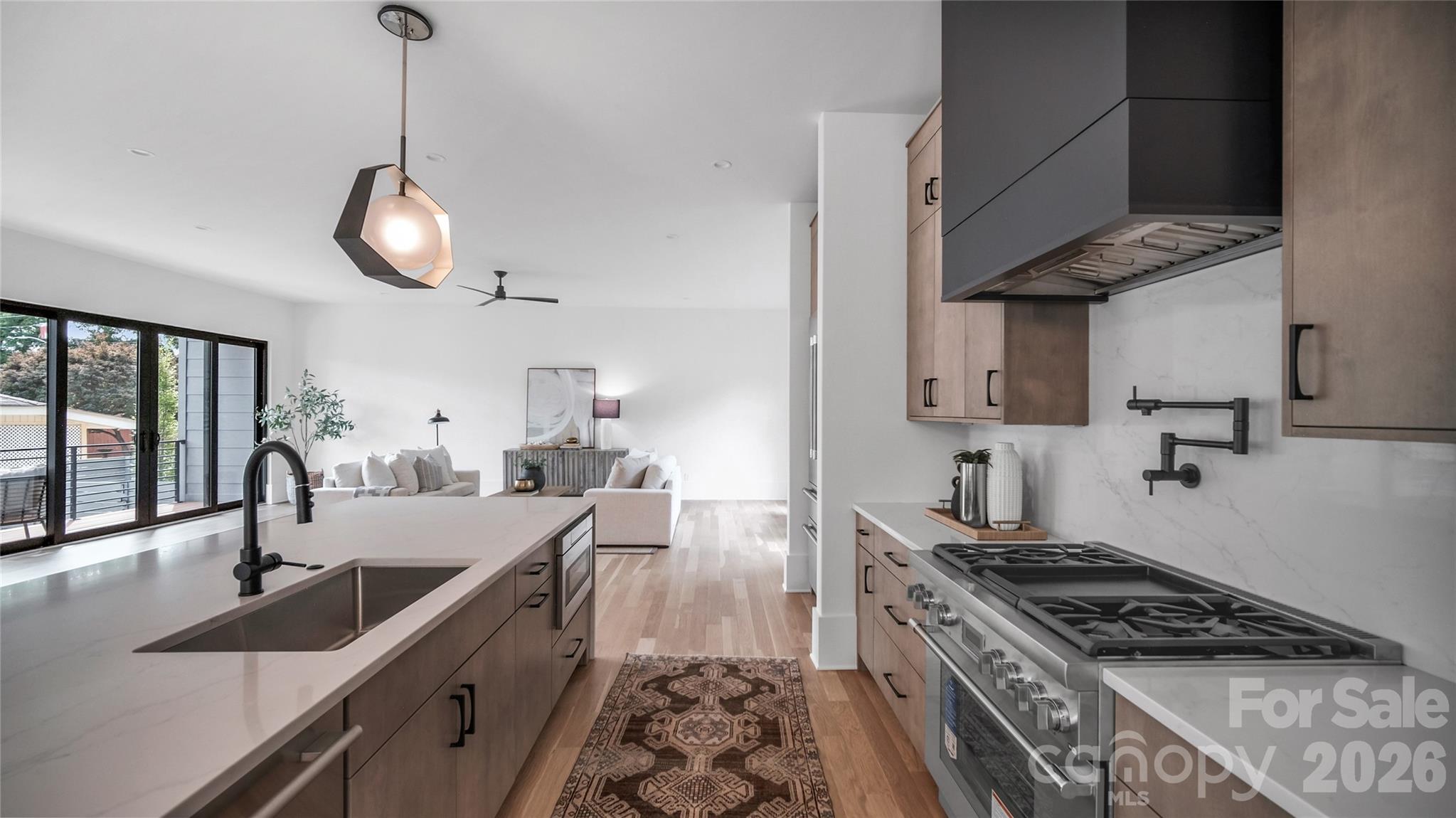 Photo 3 of 1511 Waverly Avenue, Charlotte, NC