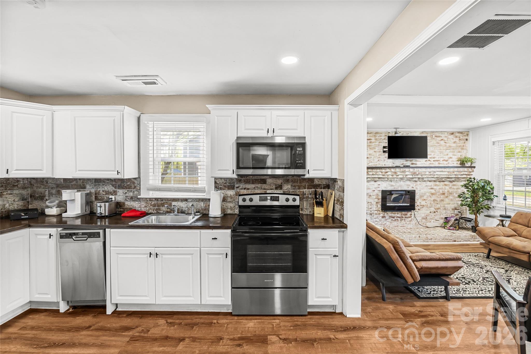2738 Catalina Avenue, Charlotte, NC - photo 5 of 45