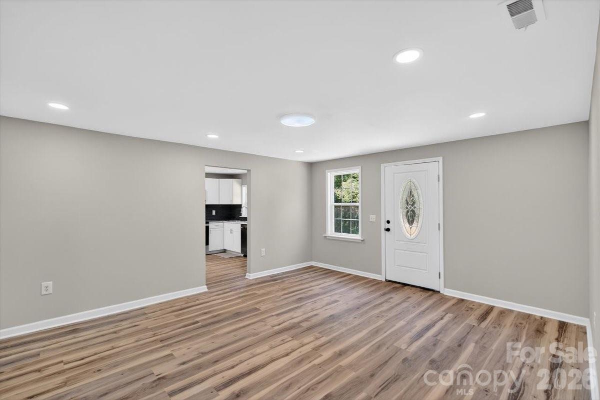 200 Eufola Road, Statesville, NC - photo 2 of 34