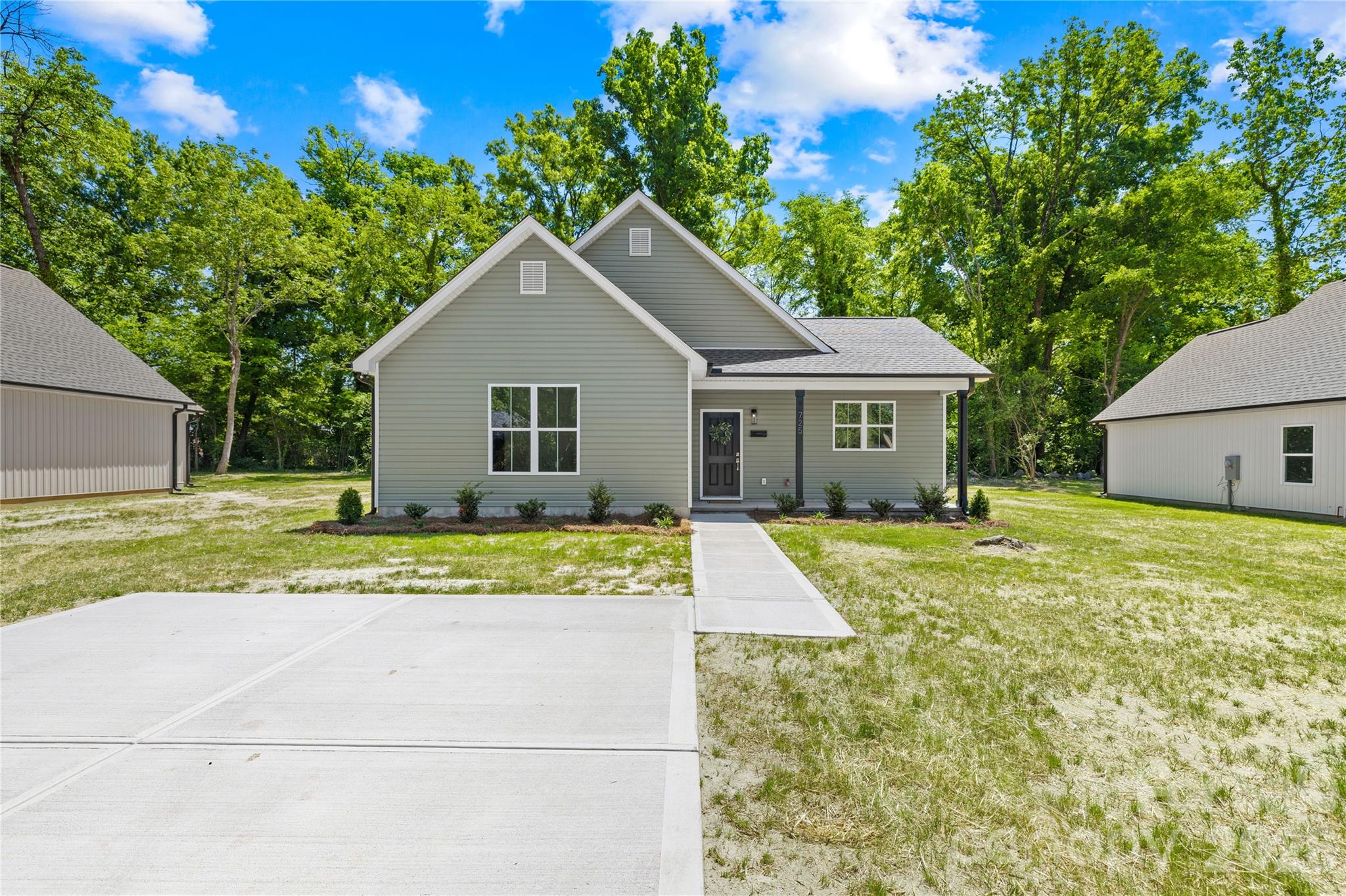 Photo 3 of 725 Clarinda Street, Rock Hill, SC