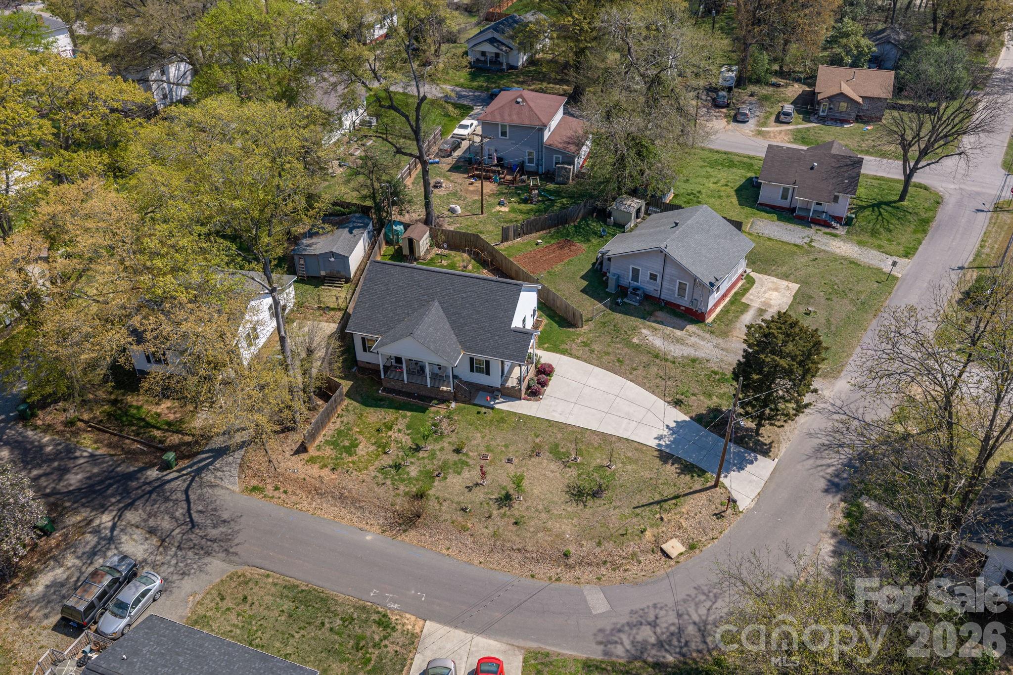 Photo 2 of 209 Wood Street, Mount Holly, NC