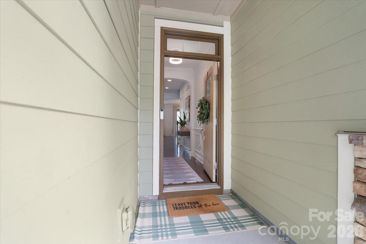 Photo 4 of 17534 Austins Creek Drive, Charlotte, NC