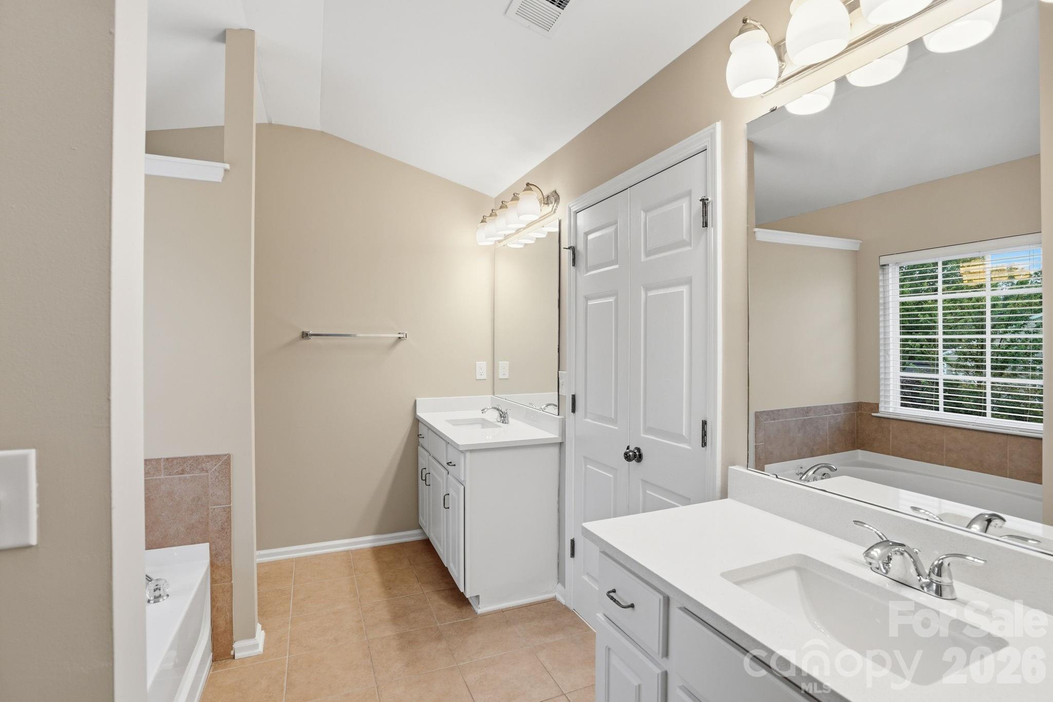 Photo 37 of 6427 Hermsley Road, Charlotte, NC