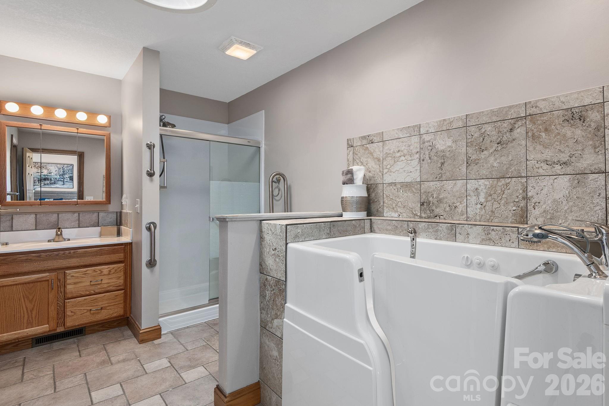 125 Buffalo Trail, Asheville, NC - photo 21 of 39