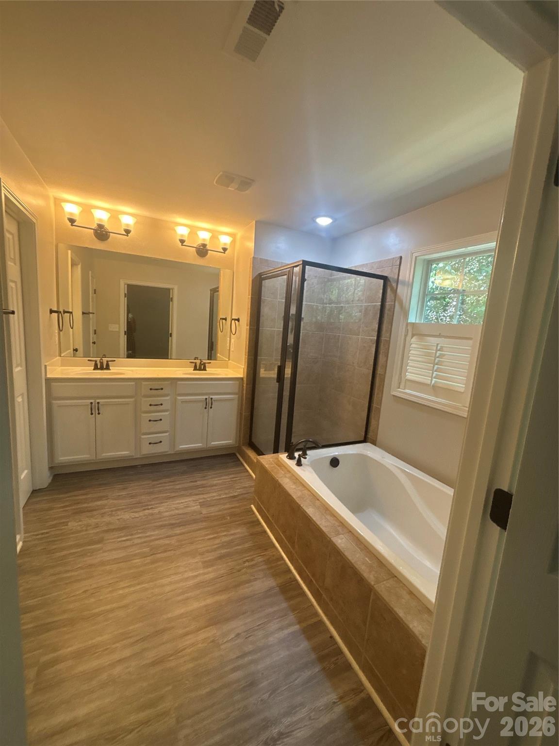 Photo 9 of 7413 Tupelo Lane, Charlotte, NC
