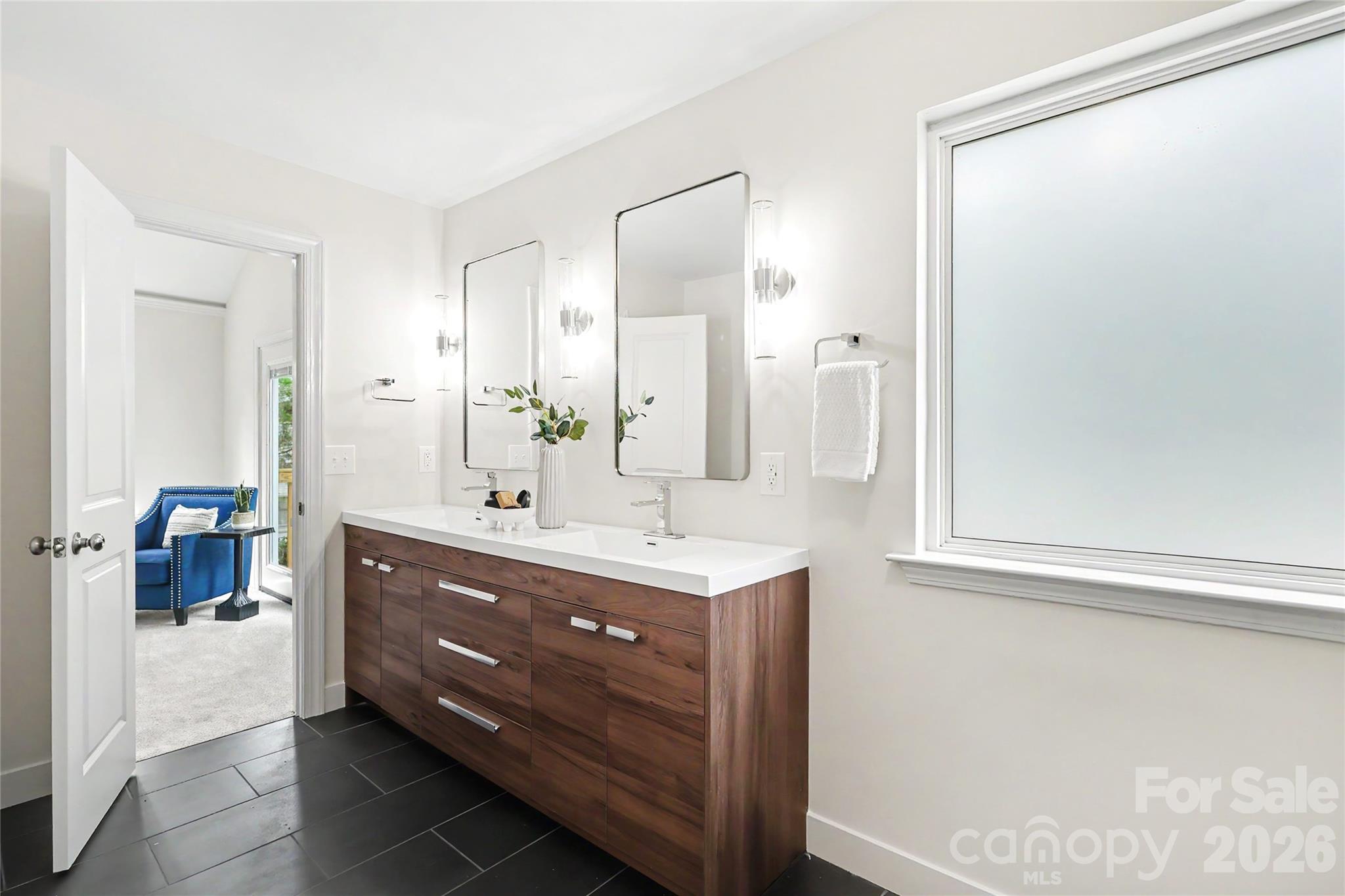 Home for sale at 3834 Moultrie Street, Charlotte, NC — photo 31 of 38