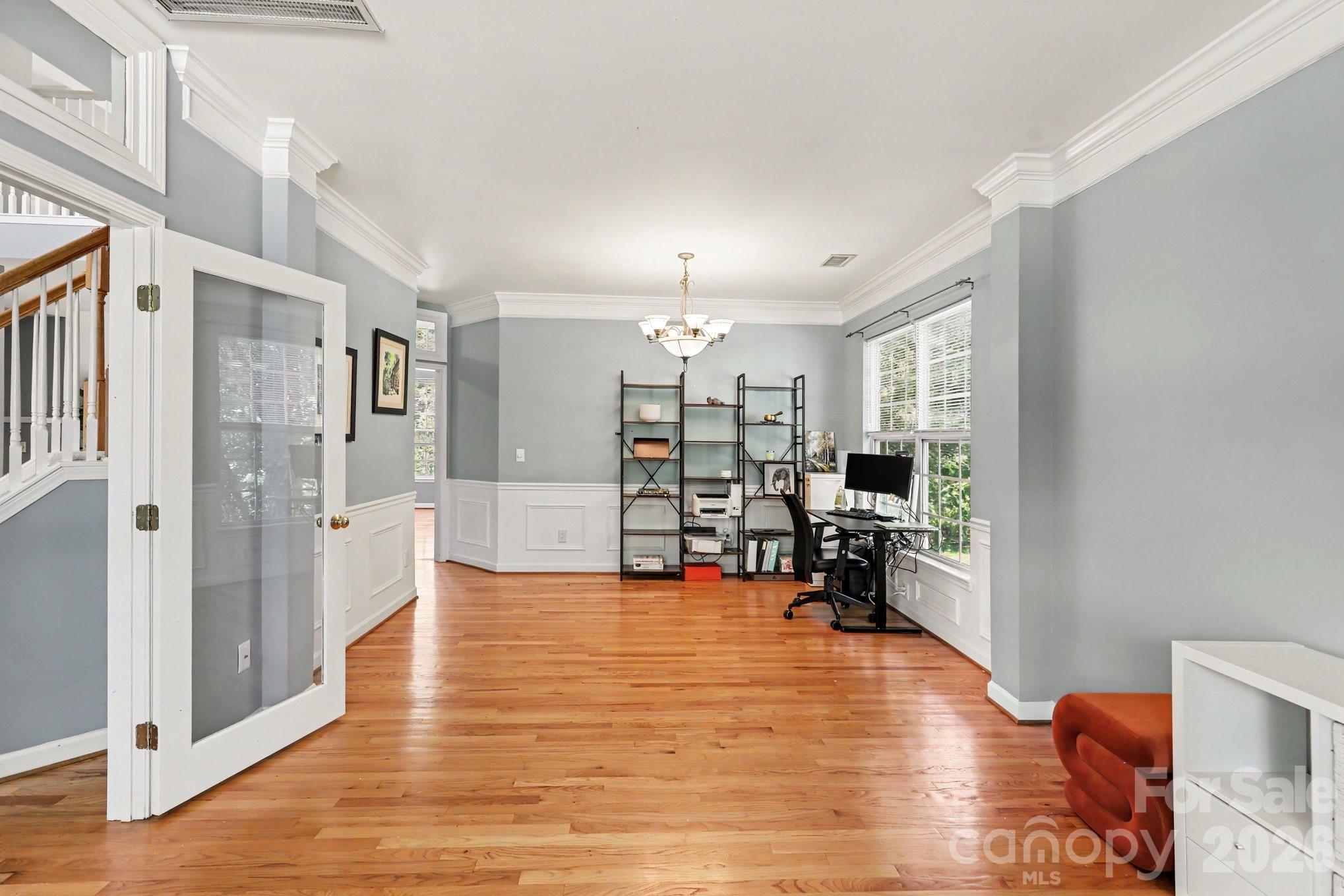 Photo 9 of 5604 Edgeweir Court, Charlotte, NC