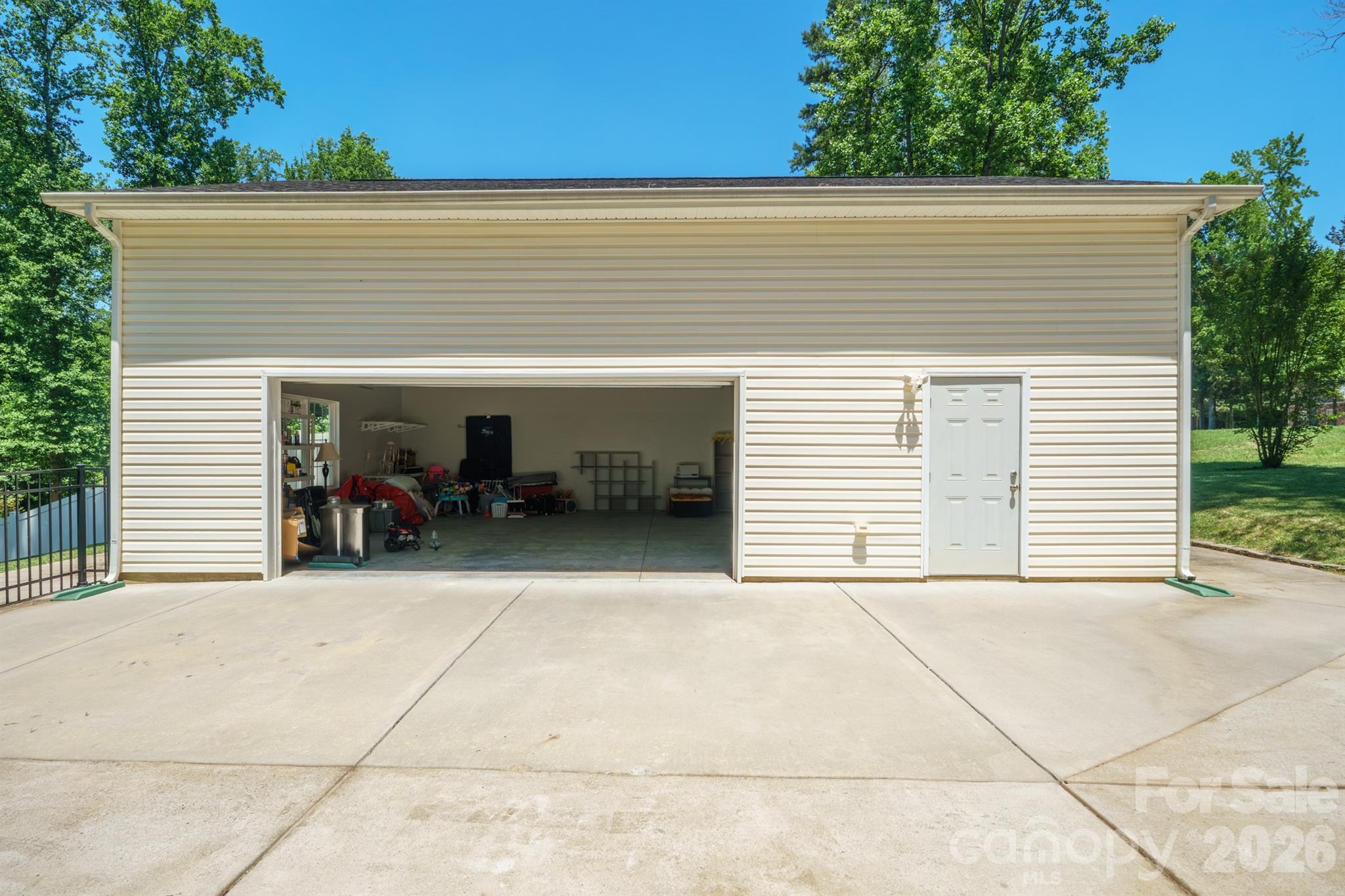 9027 Leah Meadow Lane, Charlotte, NC - photo 36 of 49
