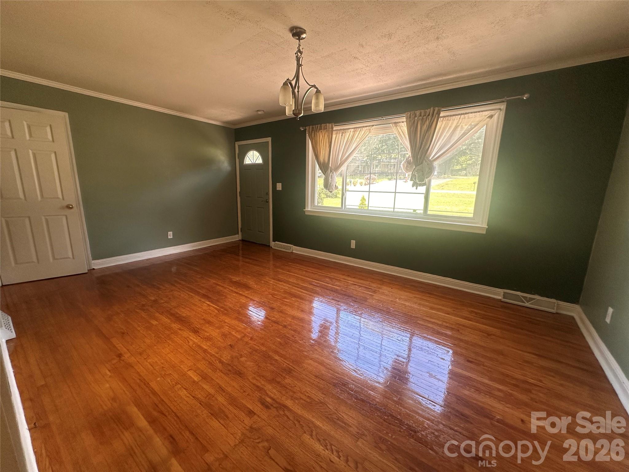 Photo 4 of 9716 Sunway Drive, Mint Hill, NC