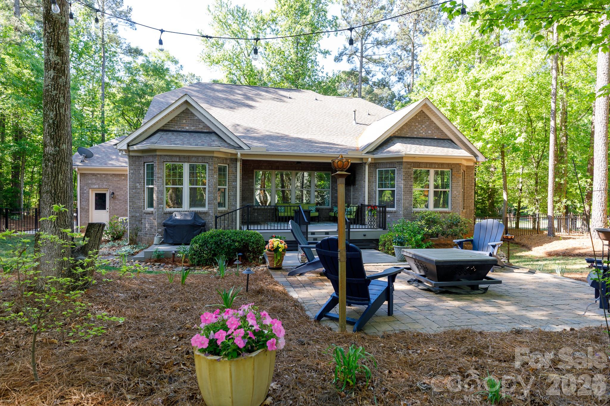 6704 Montgomery Road, Lake Wylie, SC - photo 36 of 42