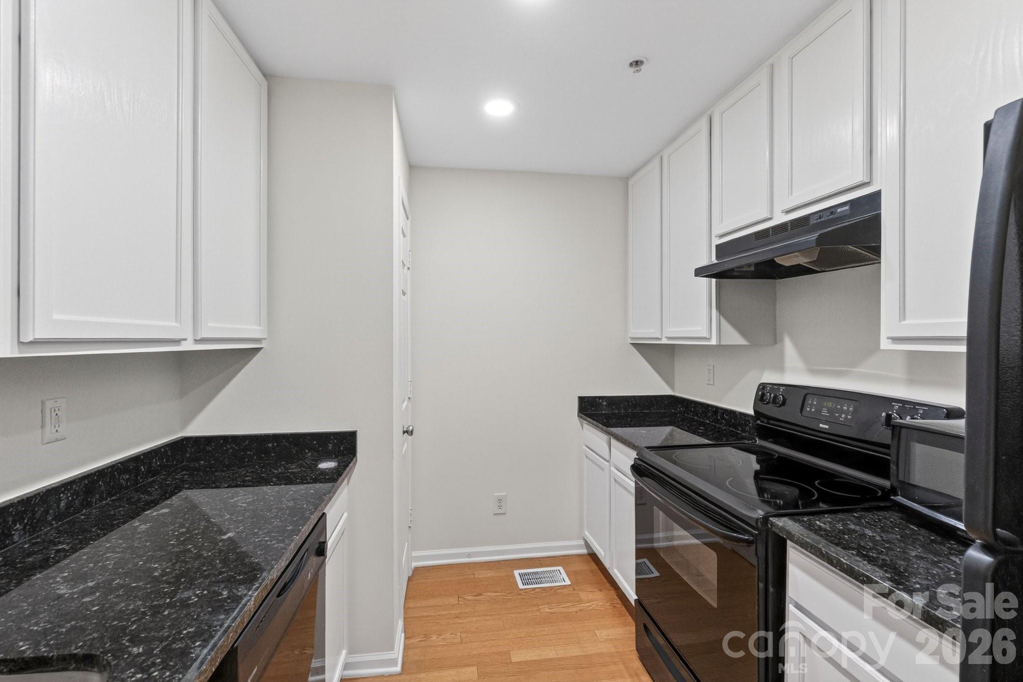 Photo 7 of 639 Raphael Place, Charlotte, NC