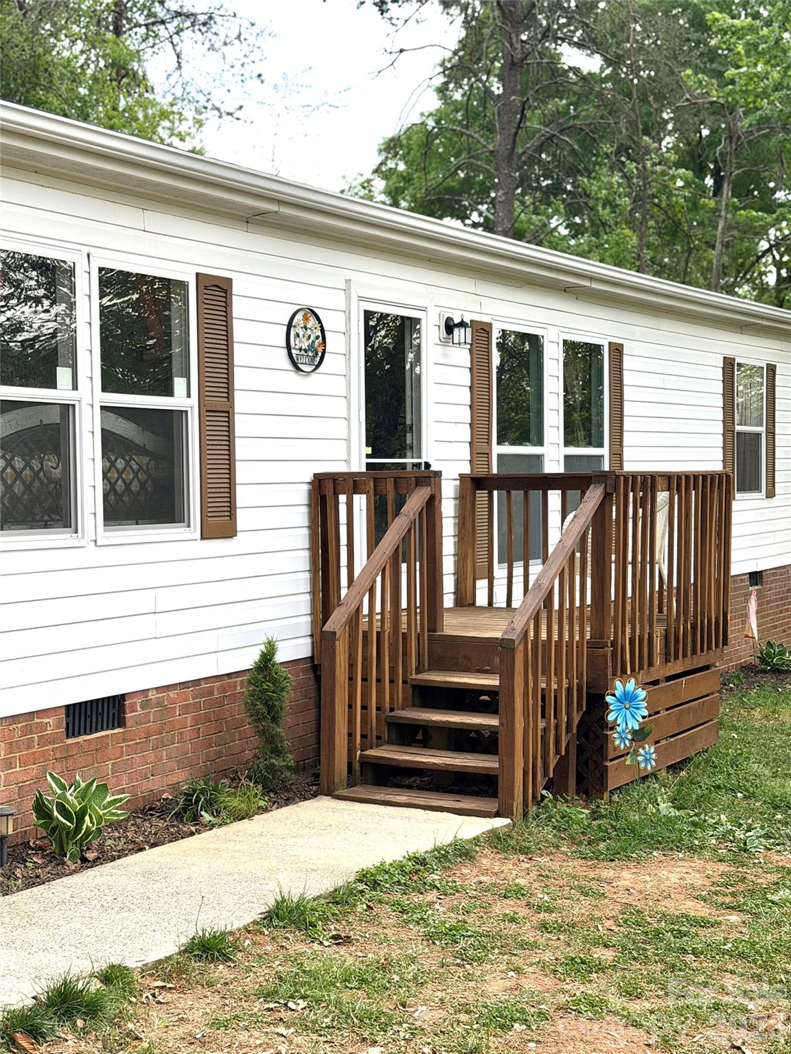 Photo 3 of 929 Brookhaven Road, Statesville, NC