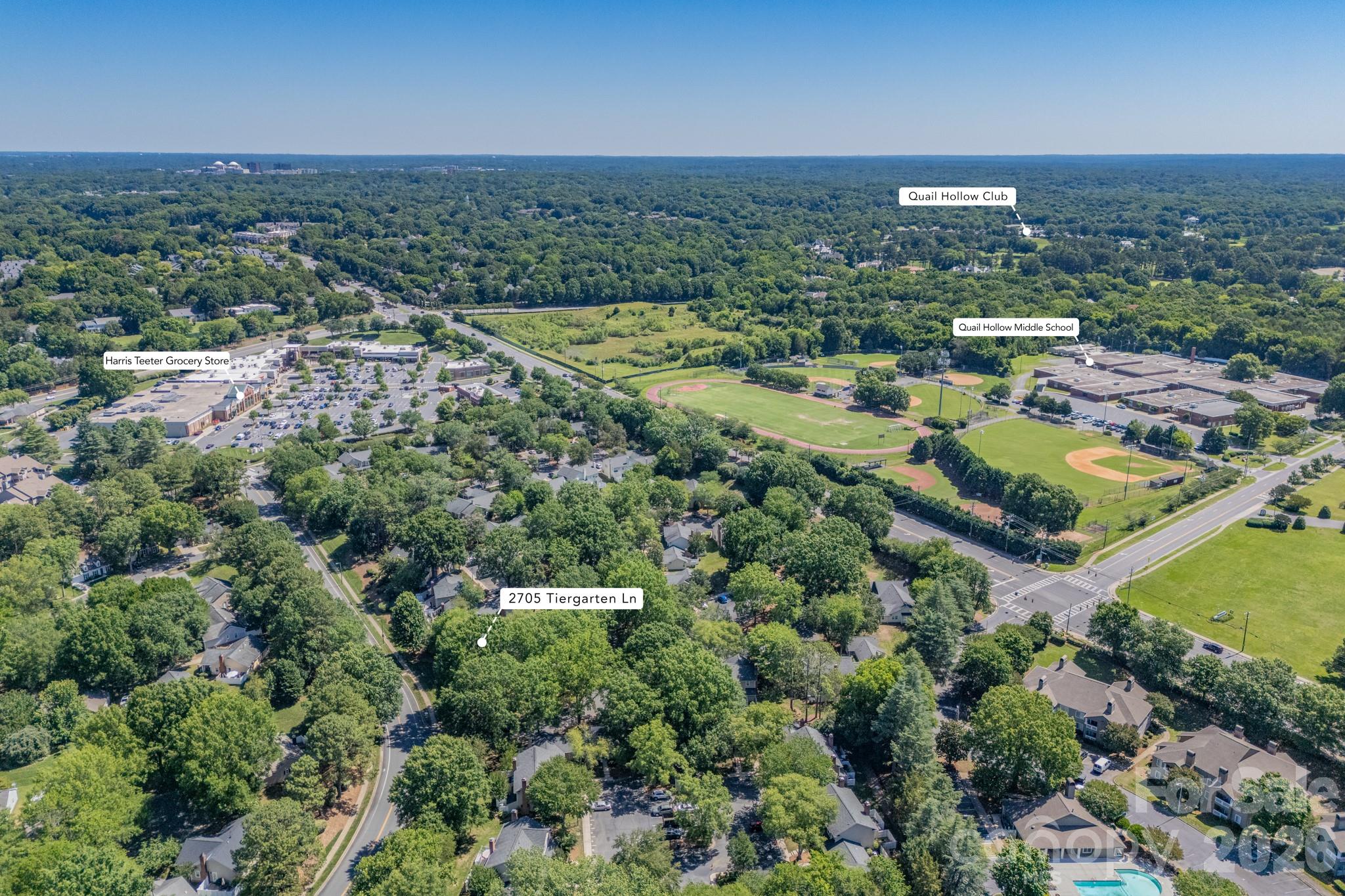 Photo 4 of 2705 Tiergarten Lane, Charlotte, NC