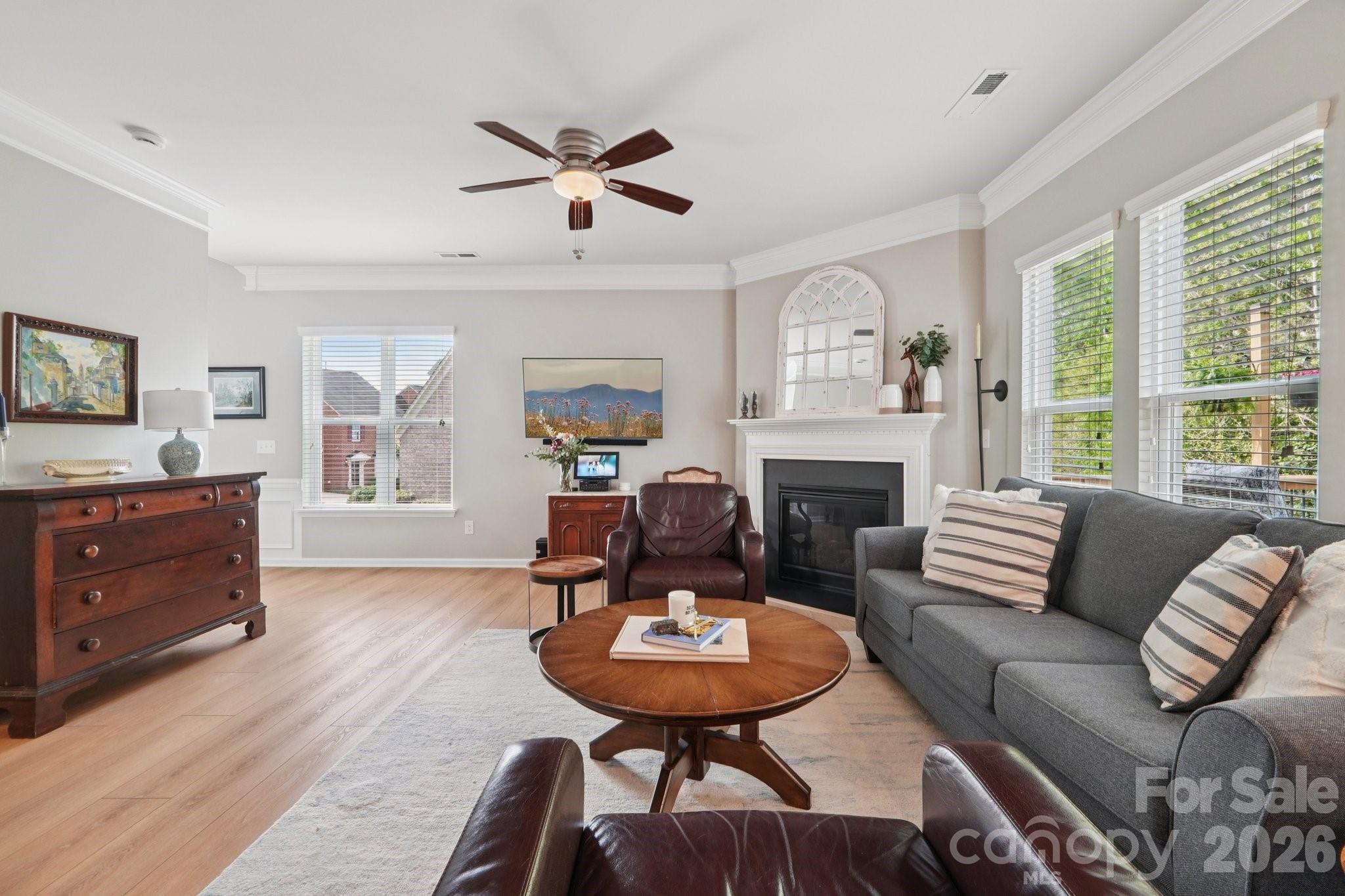 Photo 15 of 4818 Fonthill Lane, Charlotte, NC