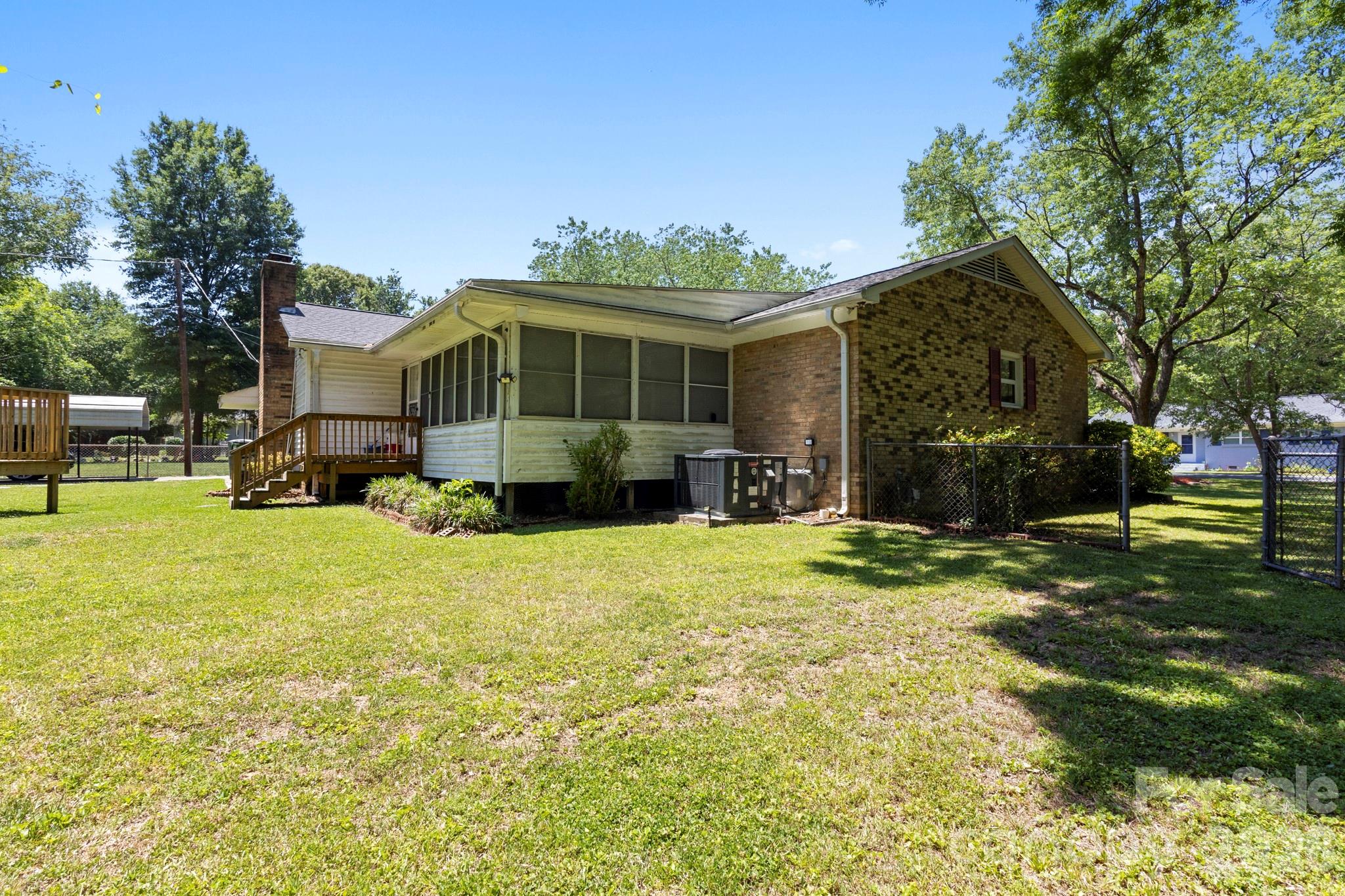3326 Dunaire Drive, Charlotte, NC - photo 42 of 46