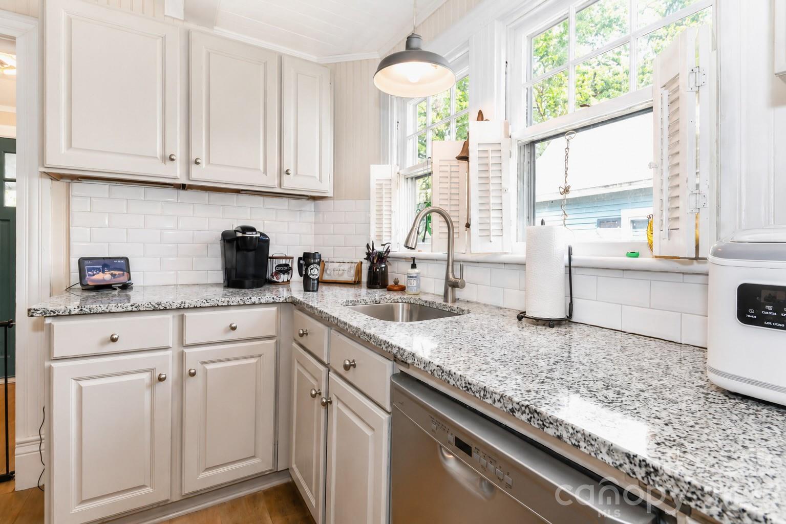 235 N Race Street, Statesville, NC - photo 18 of 38
