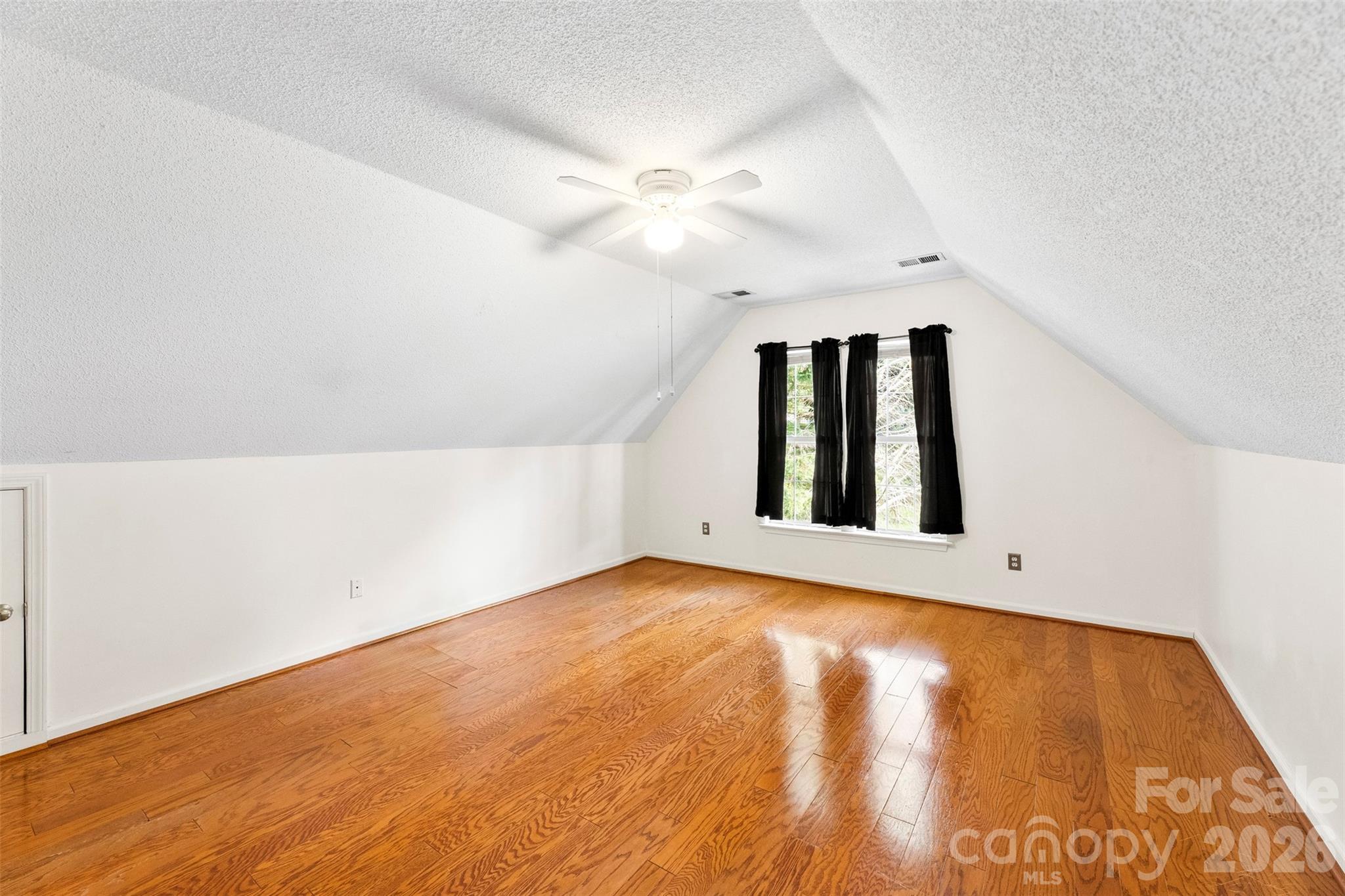Photo 27 of 15027 Ashlight Drive, Charlotte, NC