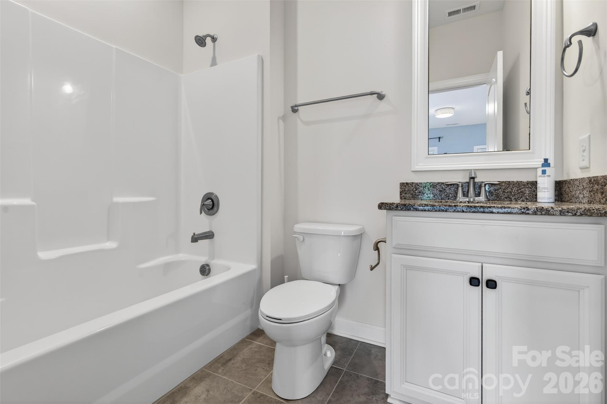 Photo 17 of 8224 Cornhill Avenue, Charlotte, NC