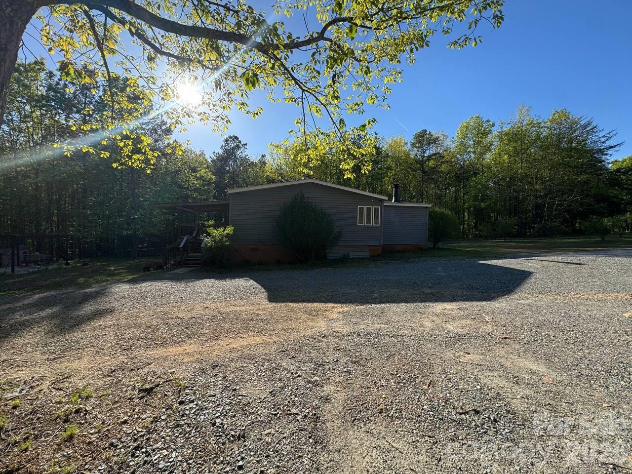 135 Benton Road, Kings Mountain, NC - photo 3 of 48