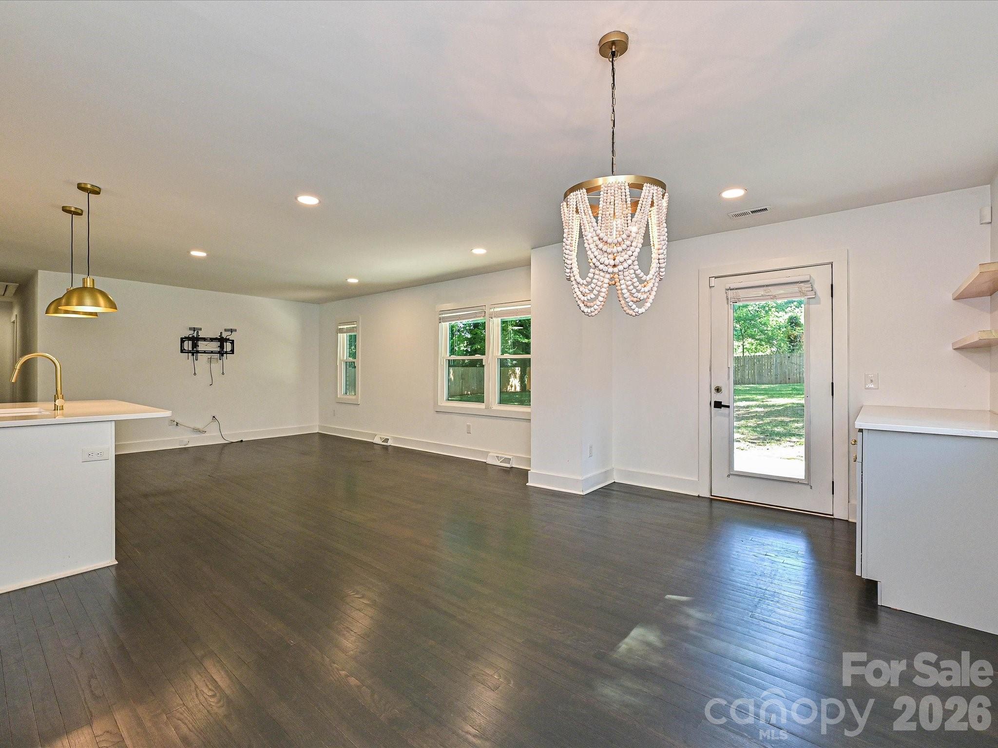 Photo 13 of 5623 Ruth Drive, Charlotte, NC