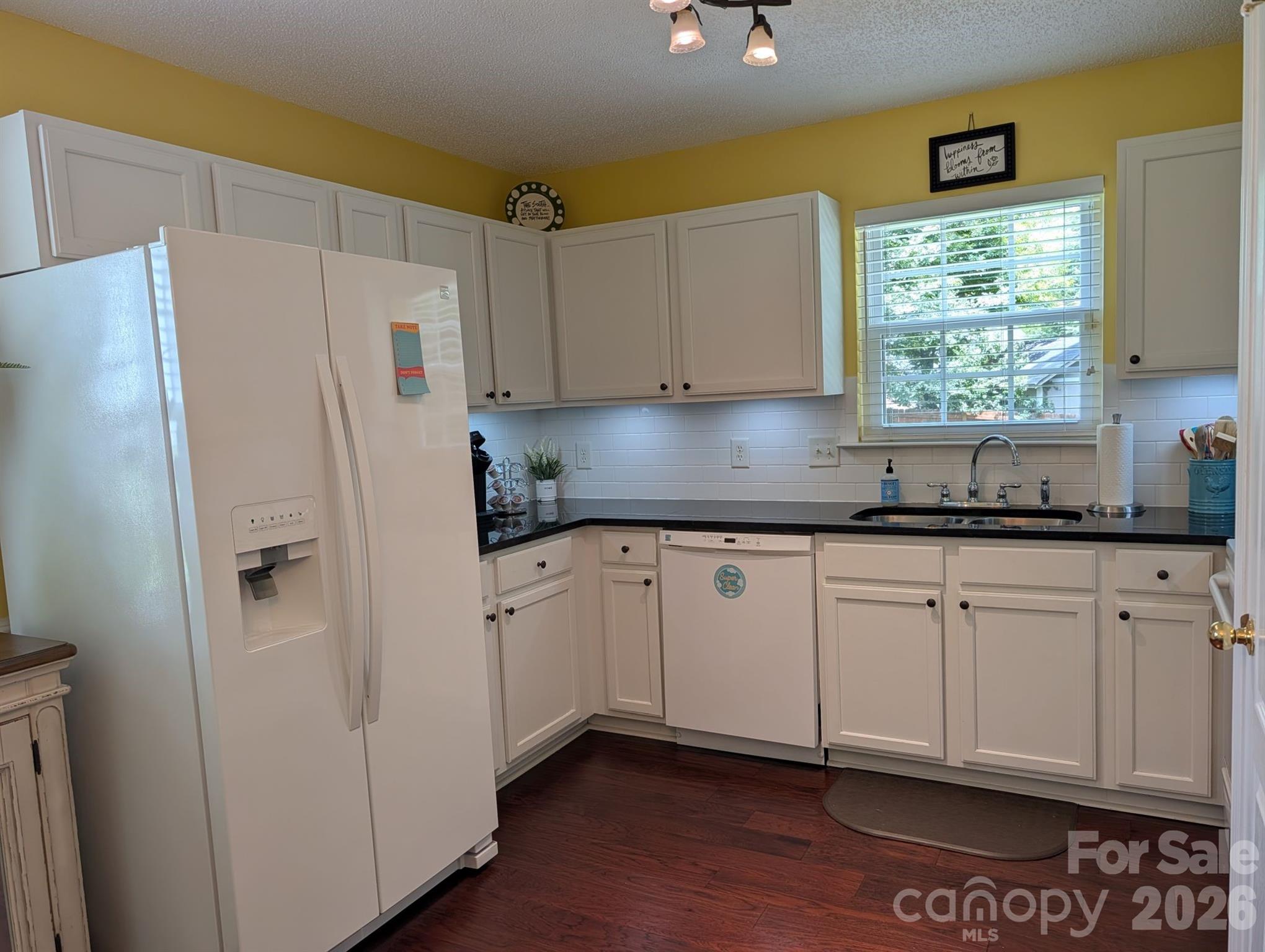 Home for sale at 704 Gum Branch Road, Charlotte, NC — photo 12 of 37