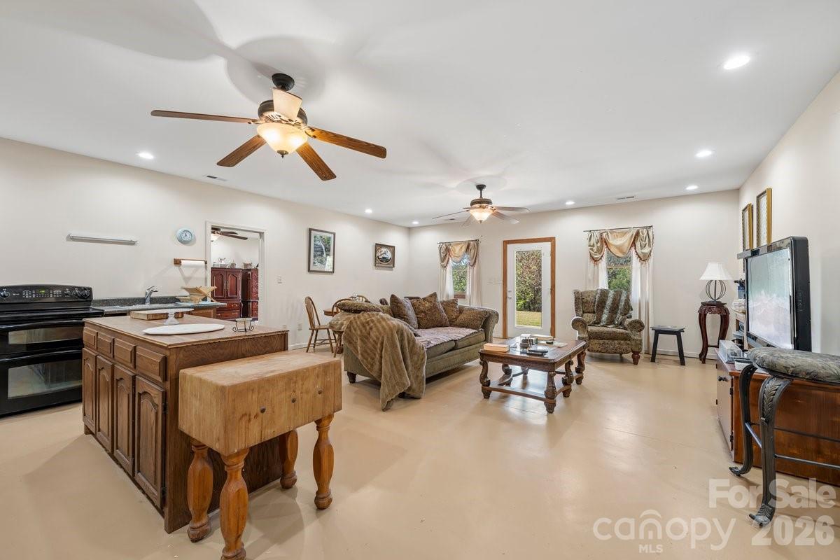 492 Starr Ridge Road, Gaffney, SC - photo 26 of 46