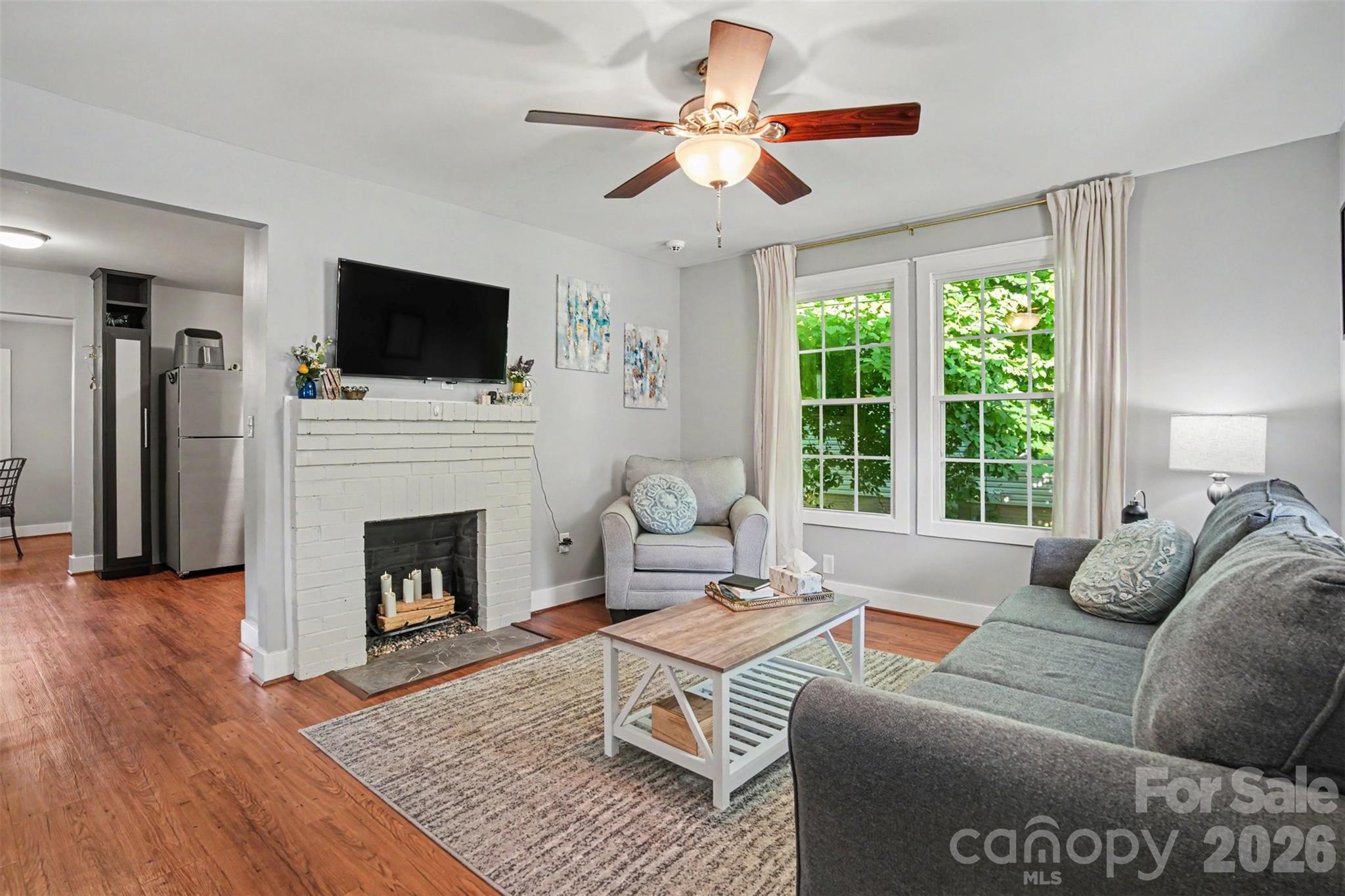 611 E 4th Avenue, Gastonia, NC - photo 4 of 18