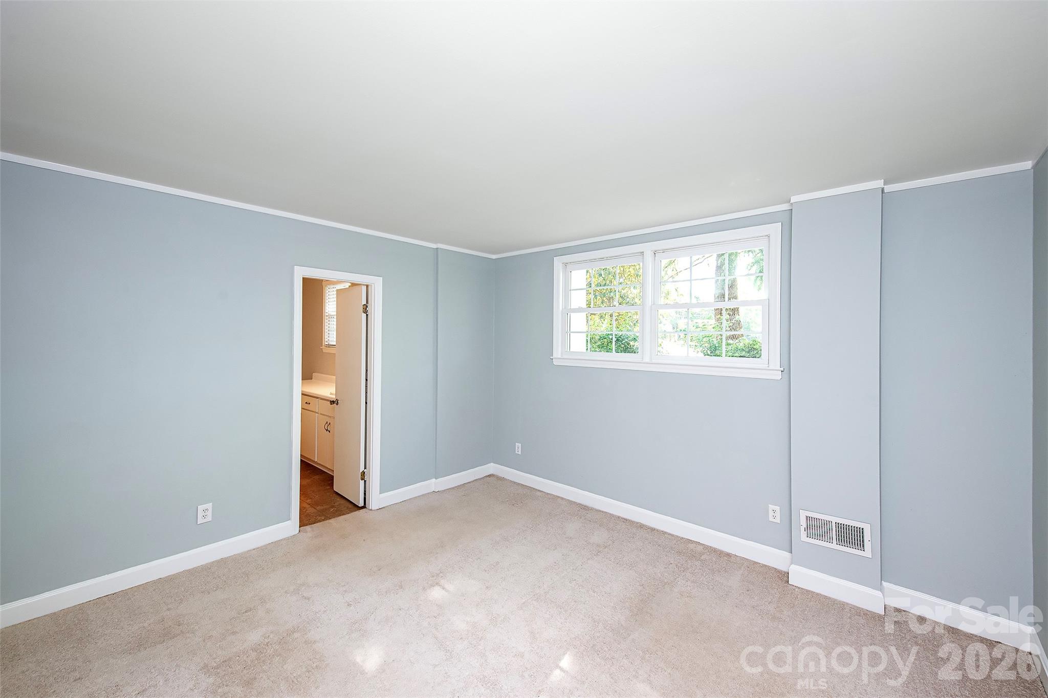 Photo 22 of 6629 Knightswood Drive, Charlotte, NC