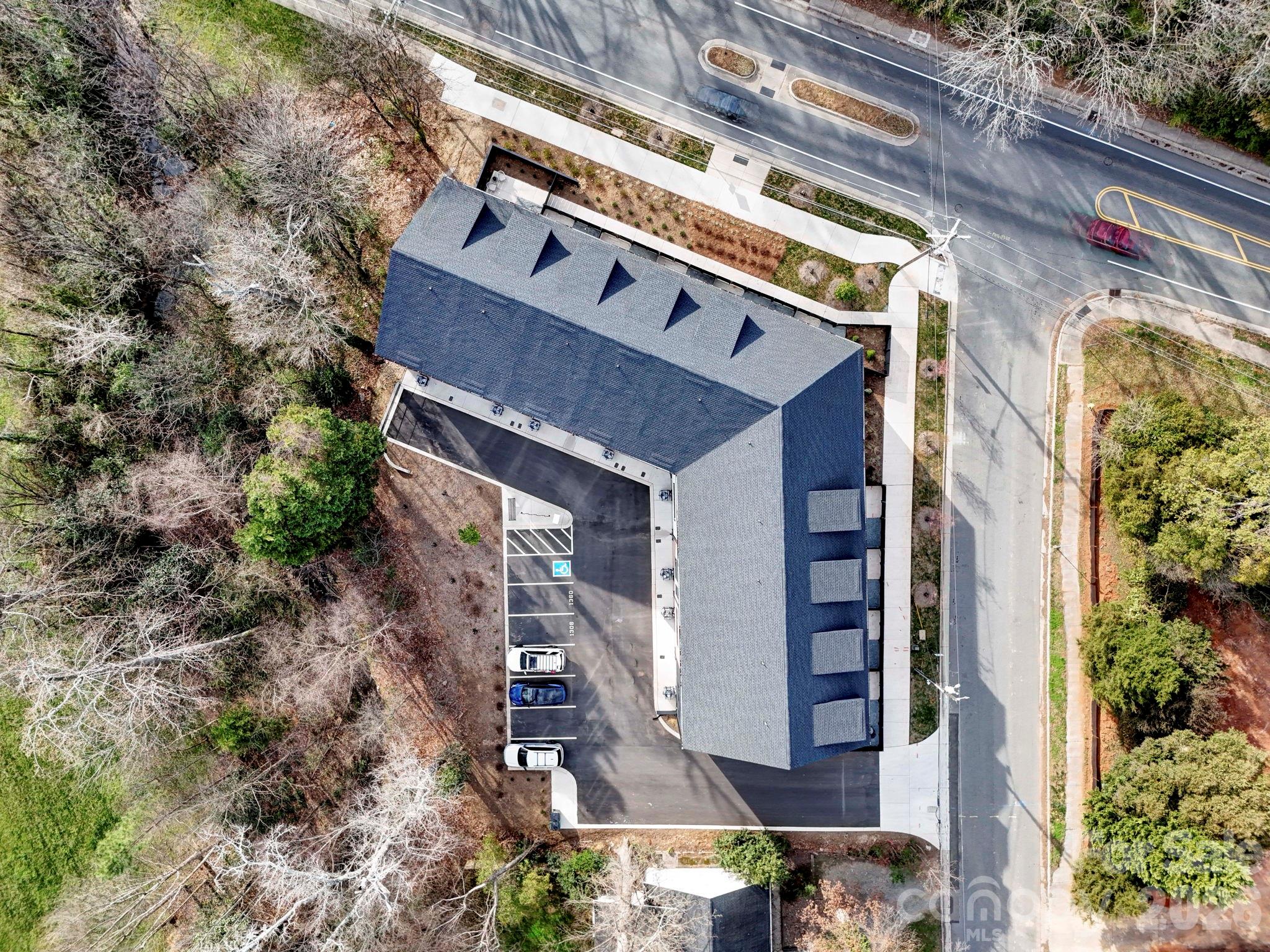 Photo 34 of 1308 Carolyn Drive, Charlotte, NC