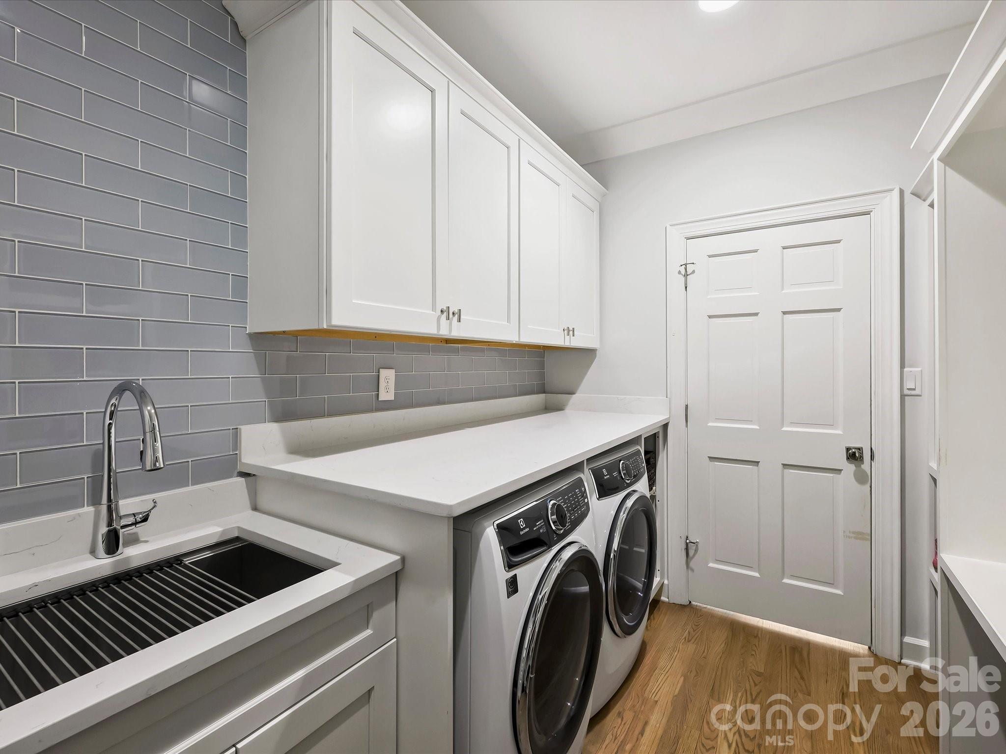 Photo 21 of 4017 Moorland Drive, Charlotte, NC